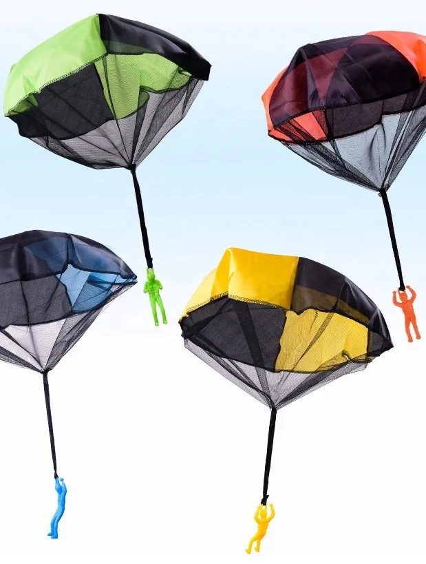 Samtoy Cheap Children Outdoor Play Paratrooper Mini Free Hand Throwing ...