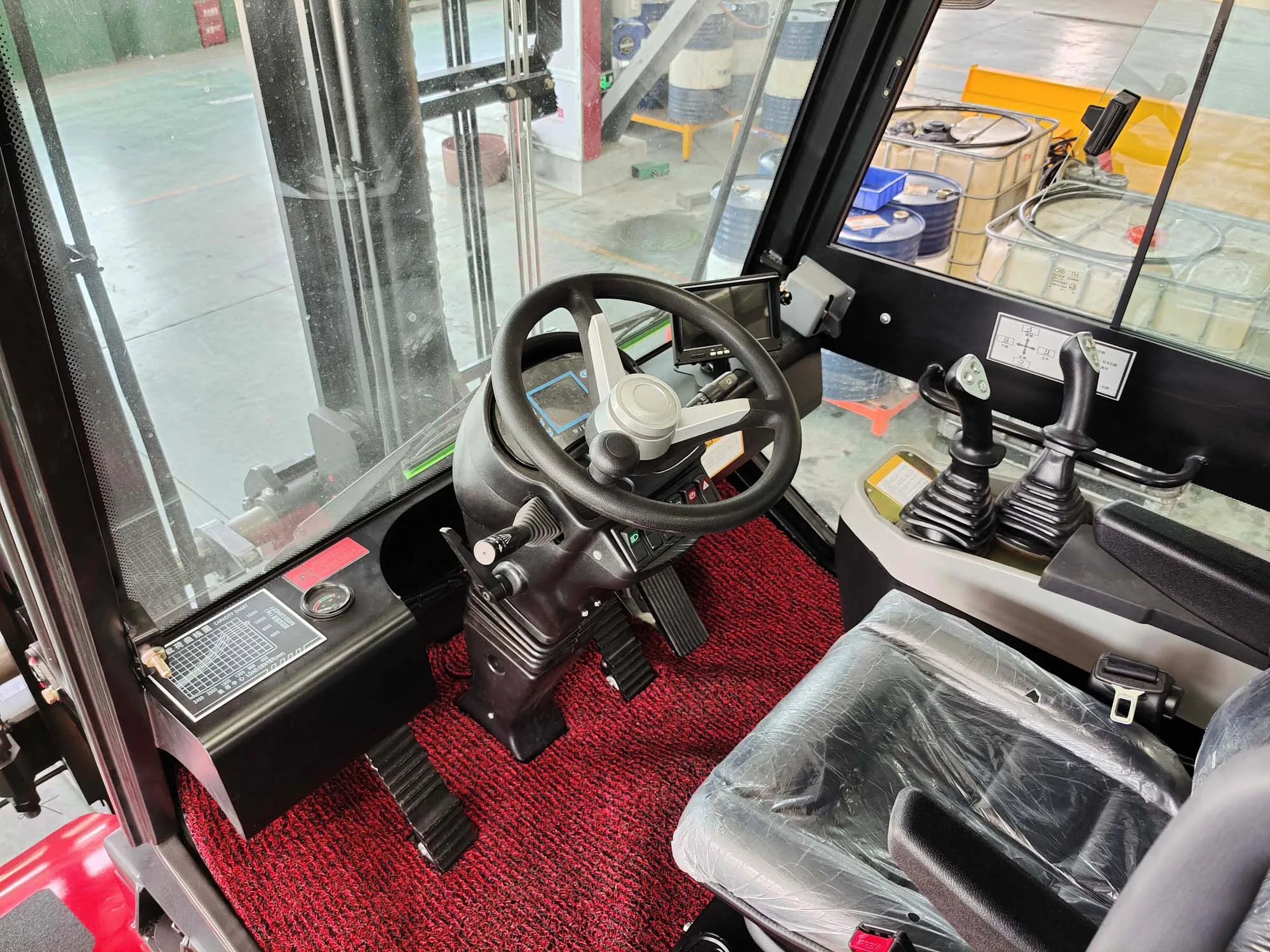 SOCMA 16 Ton Heavy Duty Forklift Truck - Reliable Performance