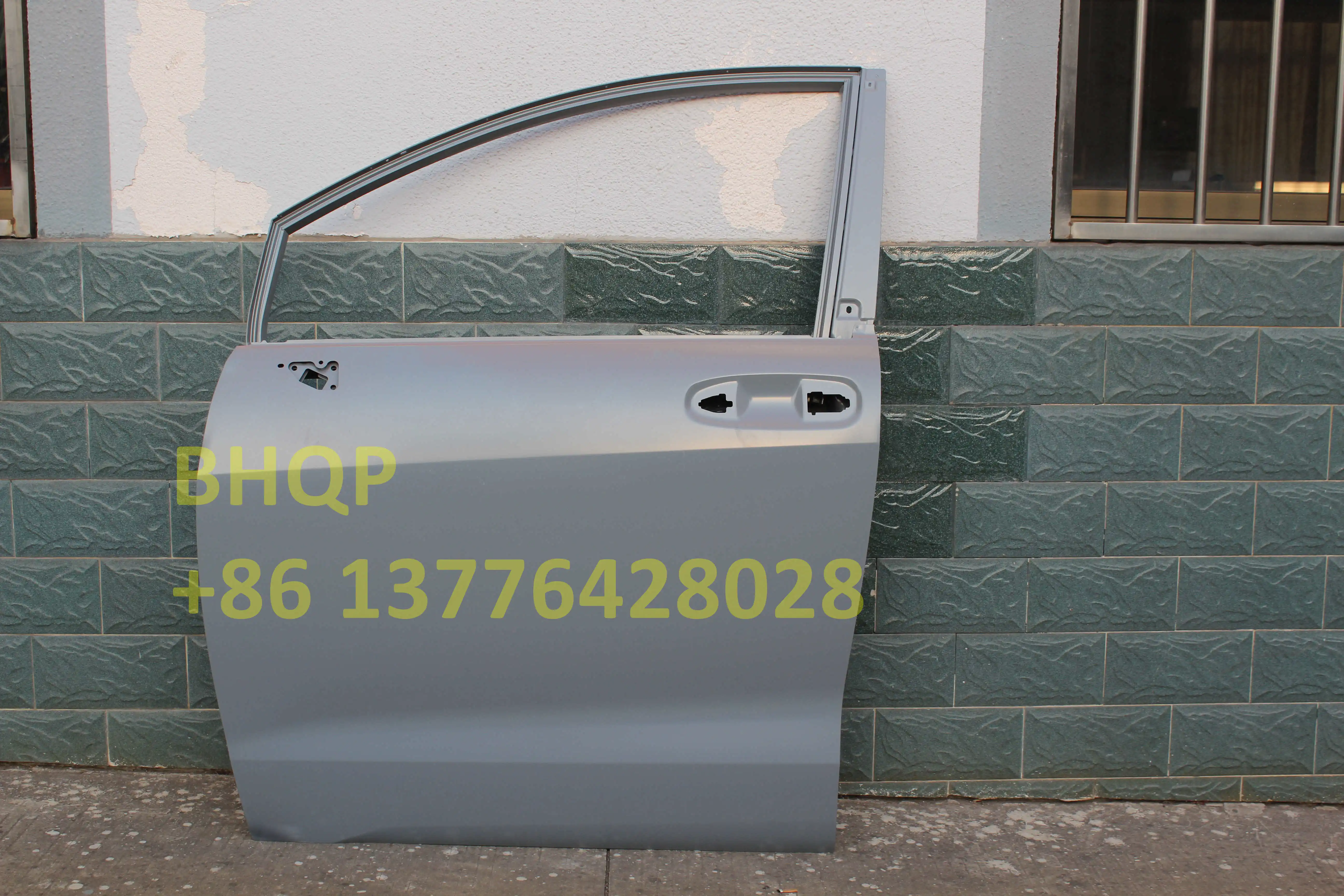 Auto Spare Body Parts - Front Door Replacement for SIENNA 2021