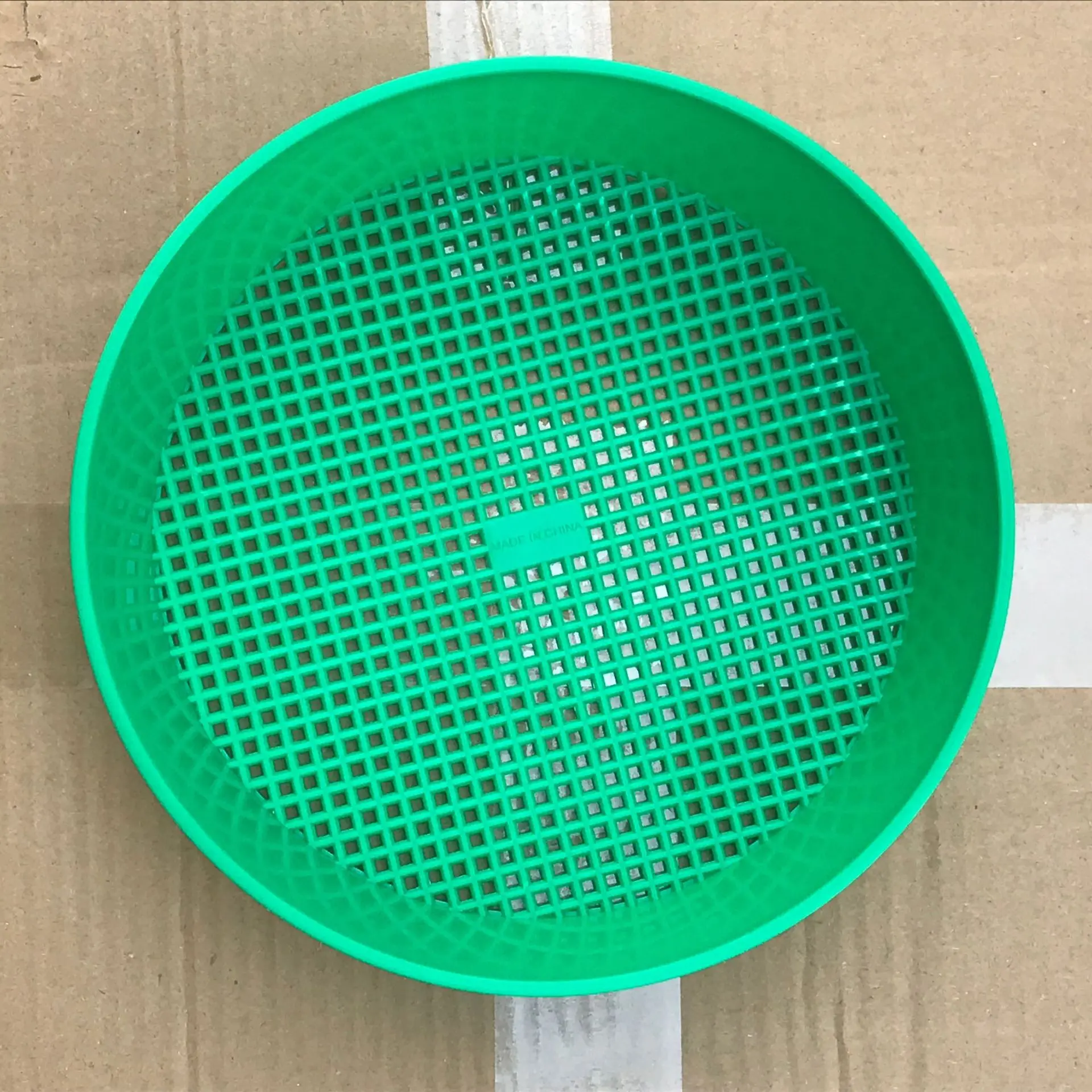 Plastic Mesh Soil Sieve For Filtering Soil & Garden Seeding Tools