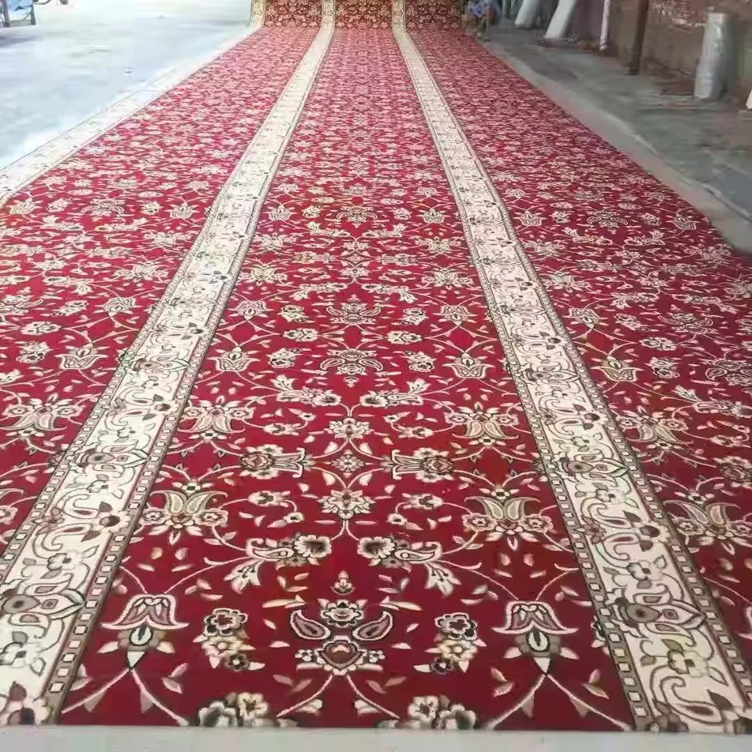 Luxury Mosque Prayer Carpet - Wall to Wall Roll Design
