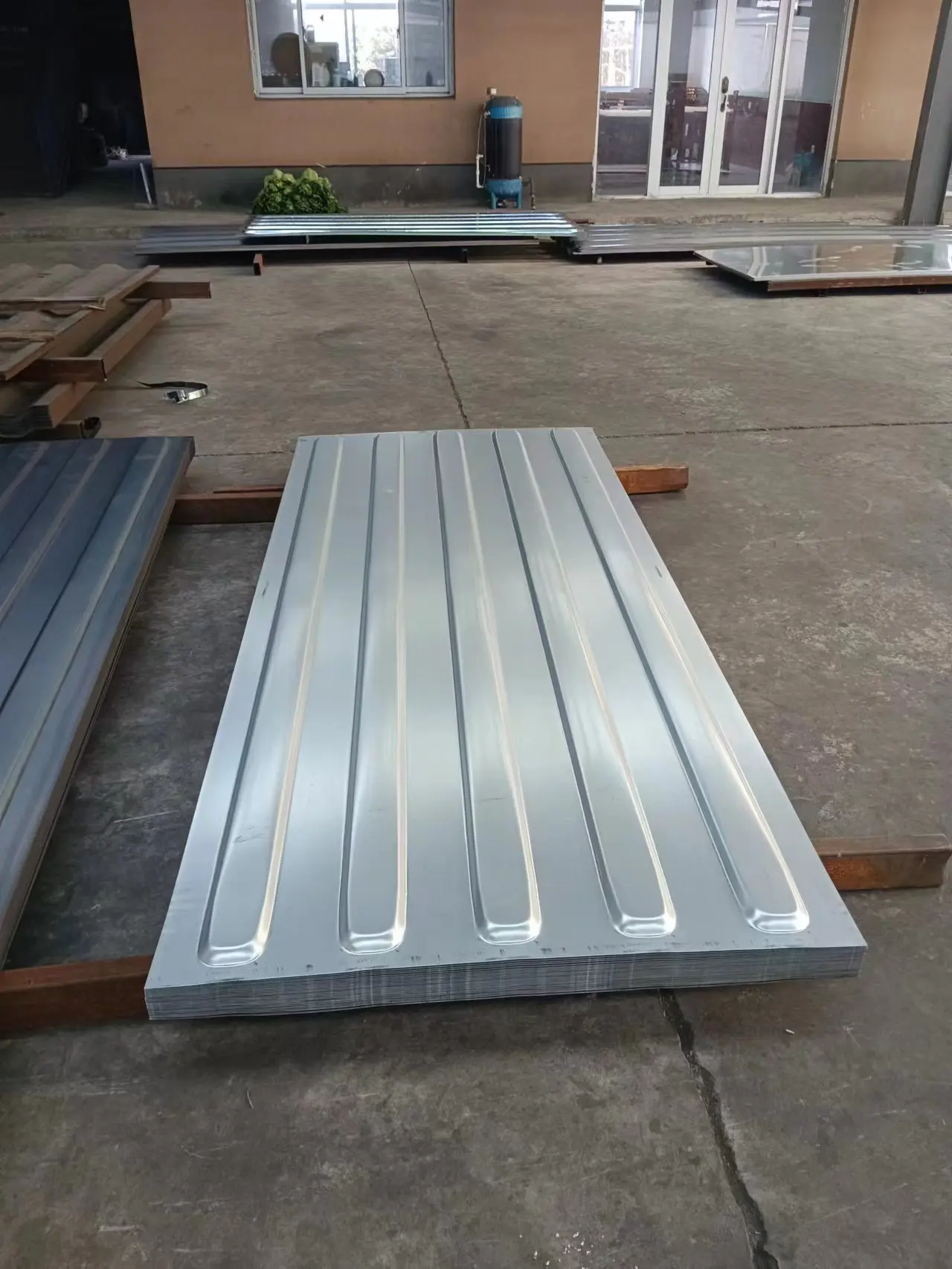 High Quality Shipping Container Corten Steel Mild Steel Corrugated ...