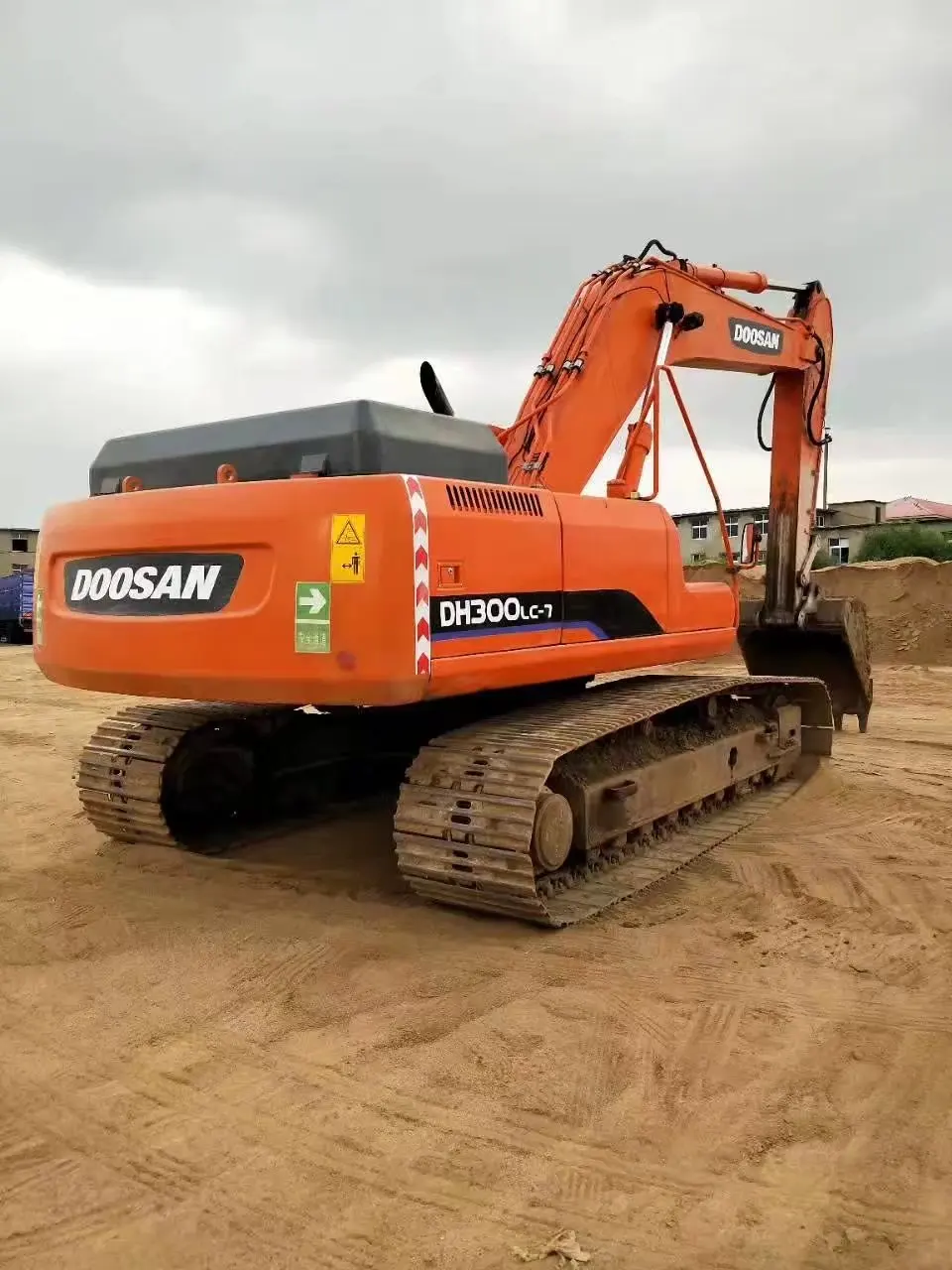 Used Dossan Daewoo Dh300lc-7 Crawler Excavator Dh300lc-7/225lc-9/225lc ...