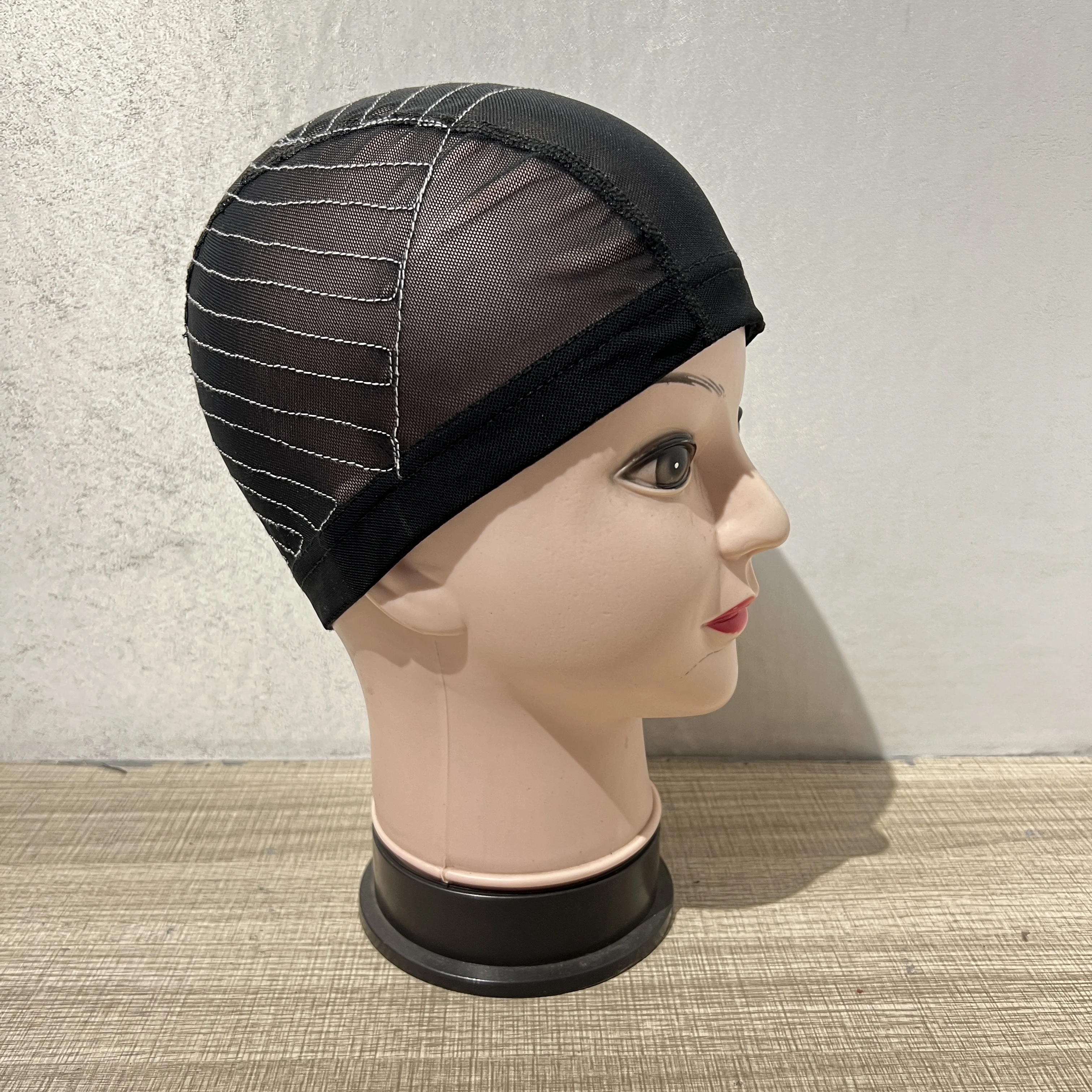 Vente en gros 13 4 mesh Dome Perruque Cap avec ligne 3 Tailles Perruque Cap pour la fabrication de Perruque