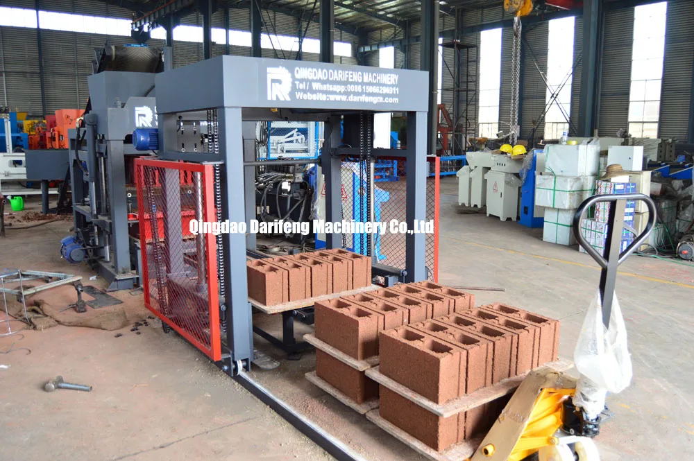 Automatic Hydraulic Concrete Color Paver Interlocking Block Machine For ...