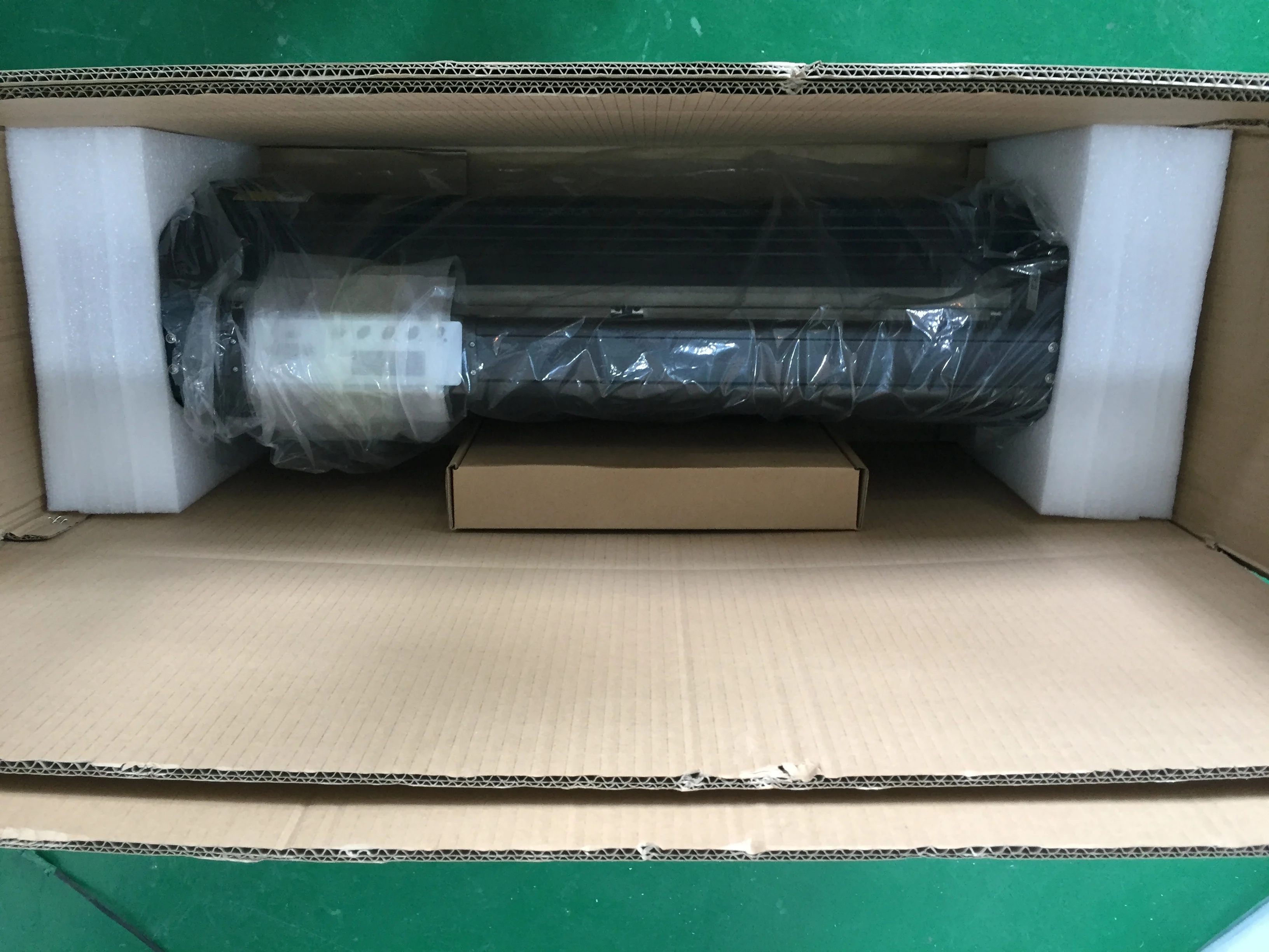 E-cut Servo Motor Auto Contour Cutting Plotter Vinyl Cutter As-1350 ...