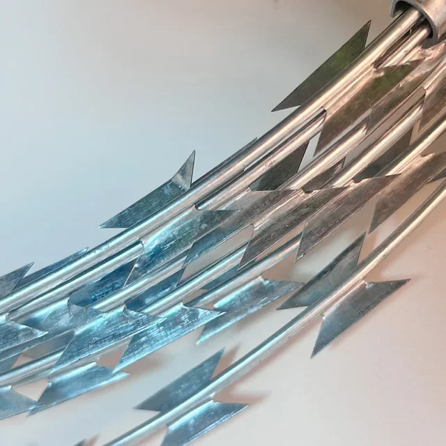 Spiral Blade Thorn Rope Razor Blade Mesh Low Price Razor Blade Barbed ...