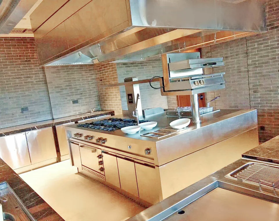 Furnotel Commercial Monobloc Cooking Range for Professionals