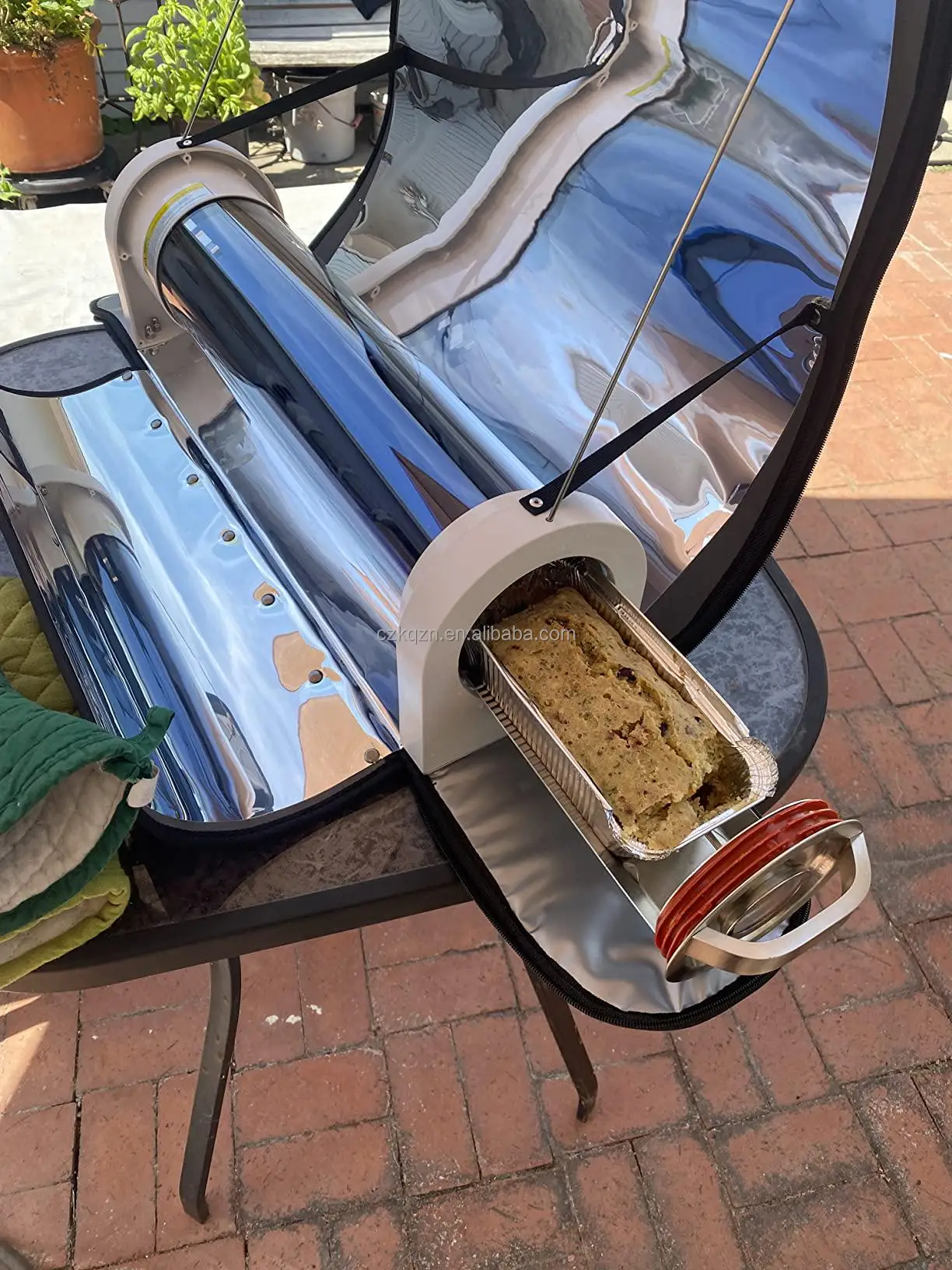 Efficient Portable Solar Cooker Oven & BBQ Grill