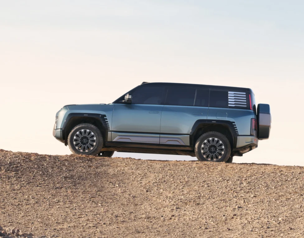 2023 Byd Yangwang U8 4 Motors Drive Independently Pure Electric Off-road Yangwang U8 The Tank ...