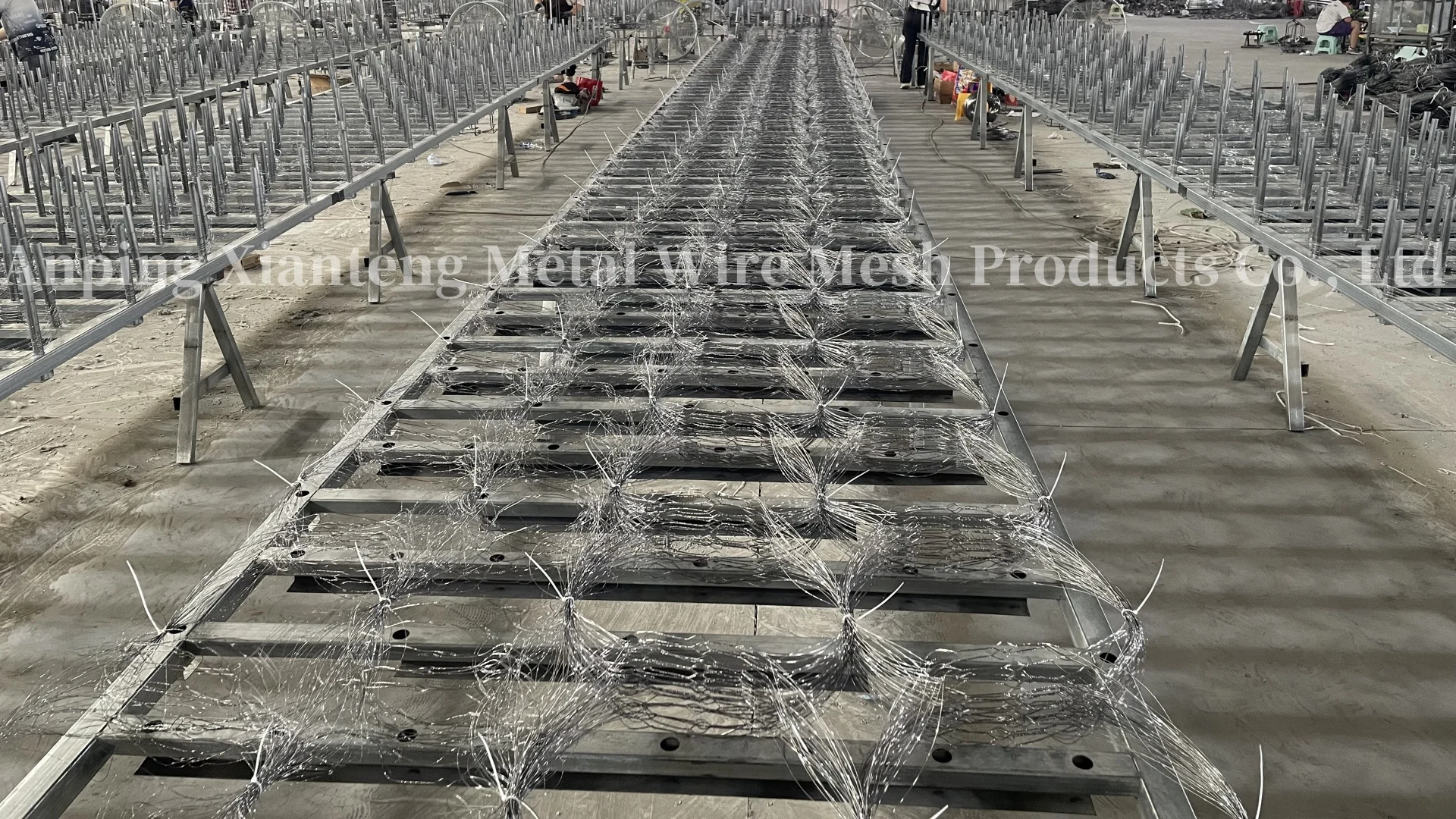 Xianteng Putanka Tank Mesh/0.4-0.9mm Anti Tank Barrier Mesh/Tank Mesh ...