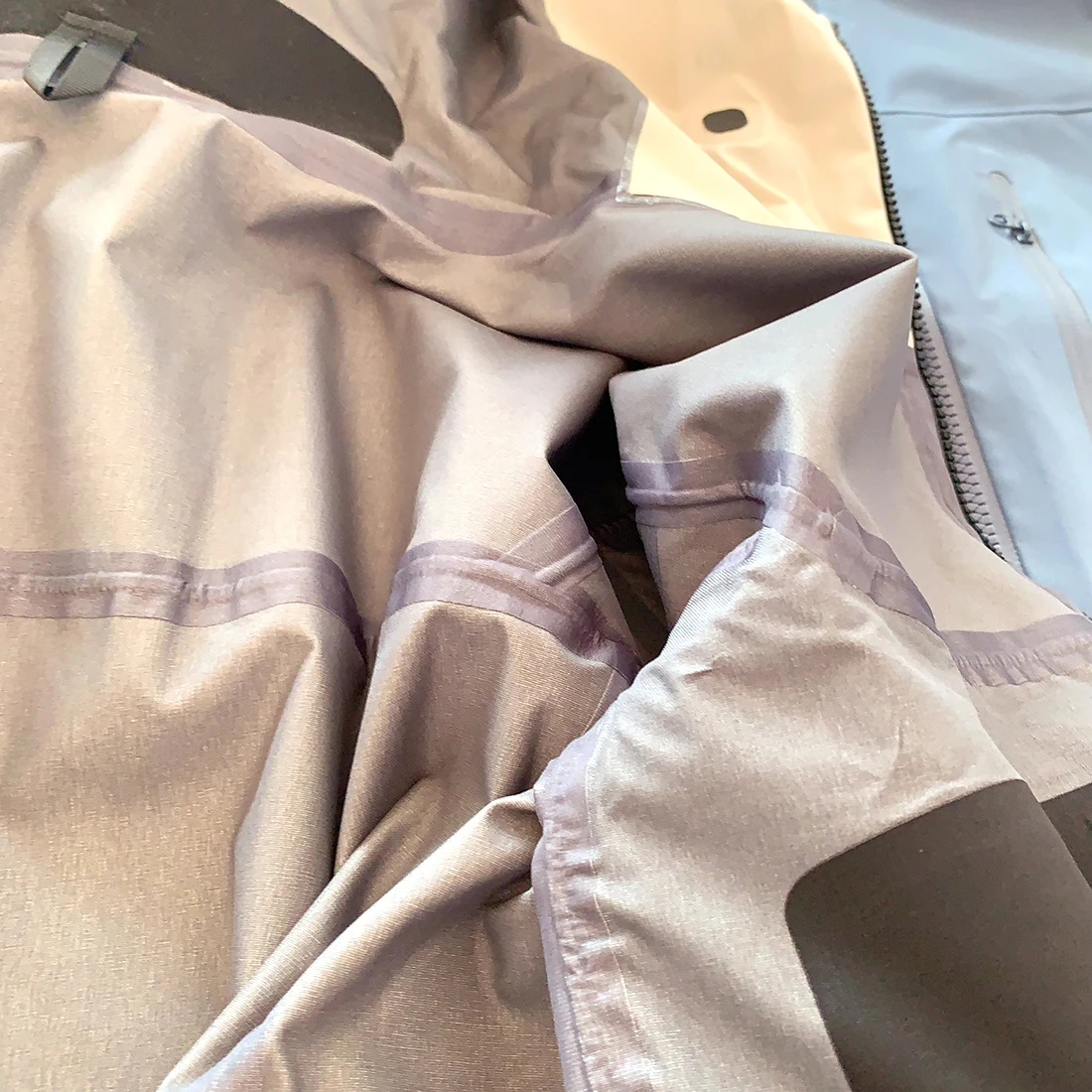 Outdoor 10000mm Hard Shell Jacket - Waterproof & Windproof