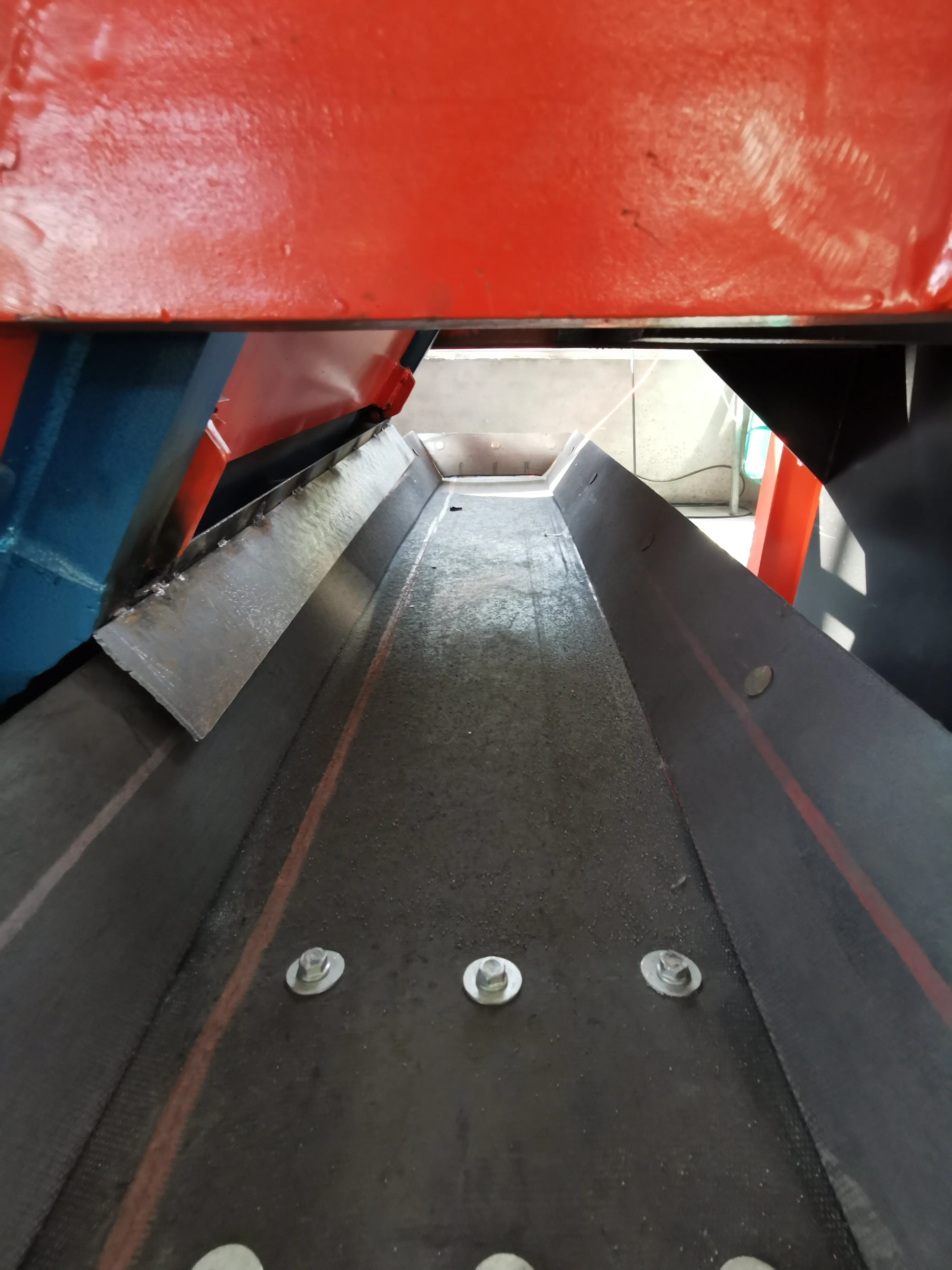 Two Year Warranty Q324 Track Roller Shot Blasting Machine - Buy ...