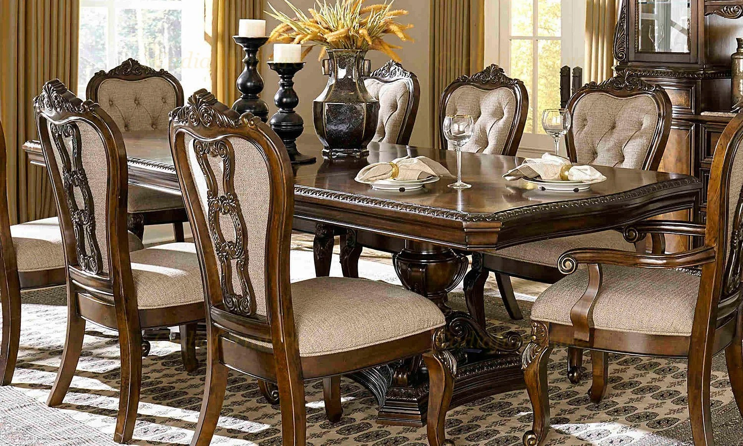 Cadiafurniture - European Traditional Design Dining Table
