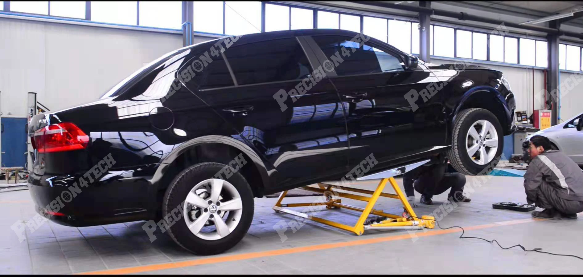 Adjustable Mini Tilting Car Lifts - Ideal for DIY & Home Garage