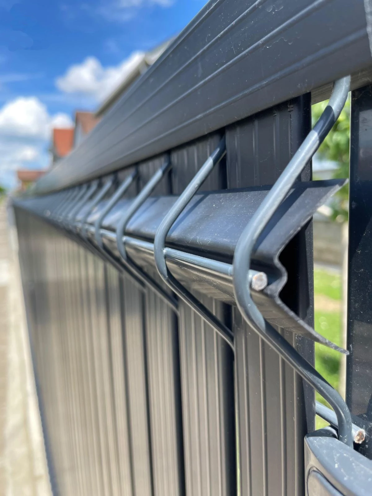 Green PVC Slats for 3D Curved Mesh Fence Panels Easy Assembly Privacy ...