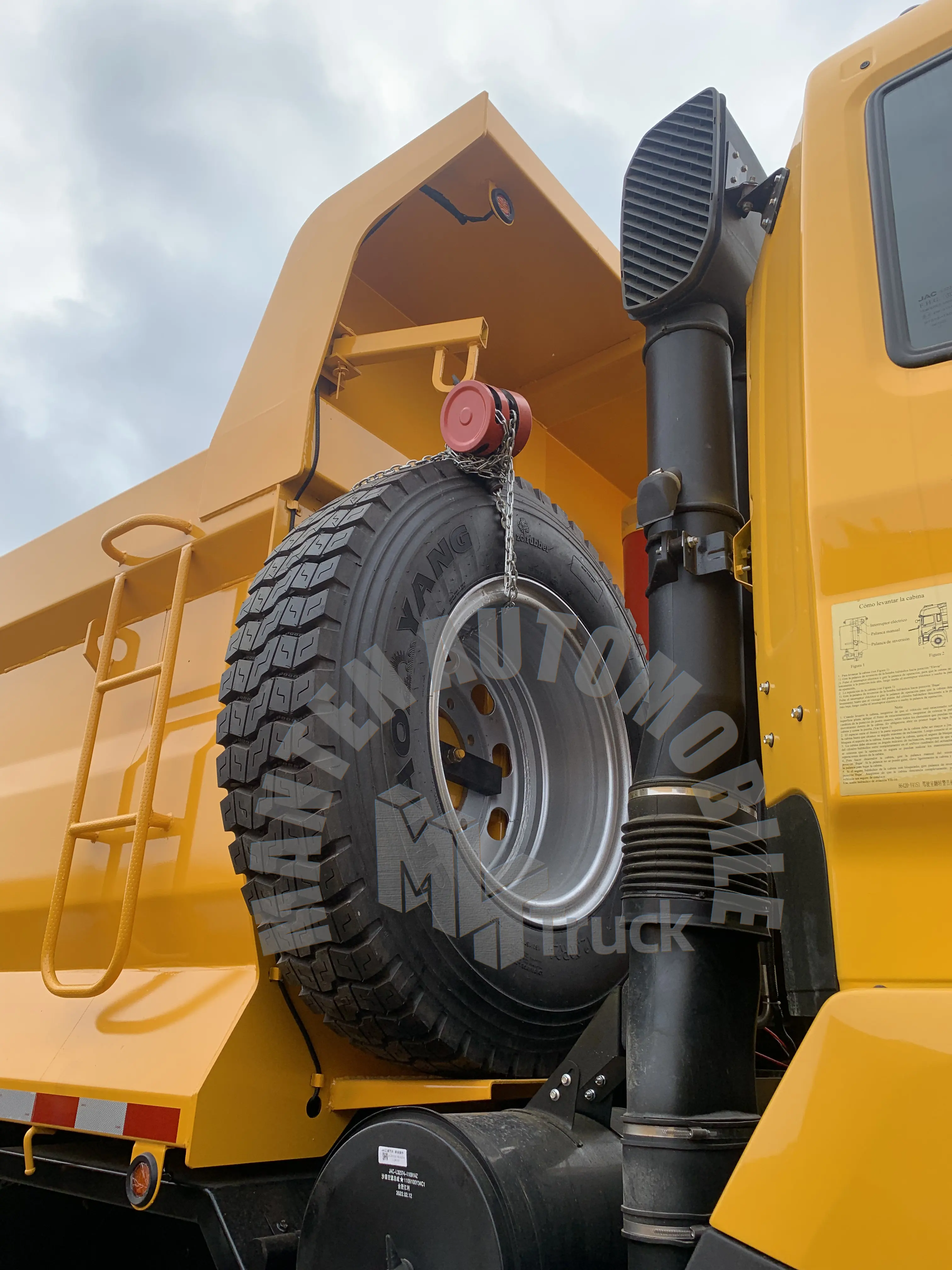 JAC 8X4 Dumper Truck - 40t Capacity for Heavy Load Transport