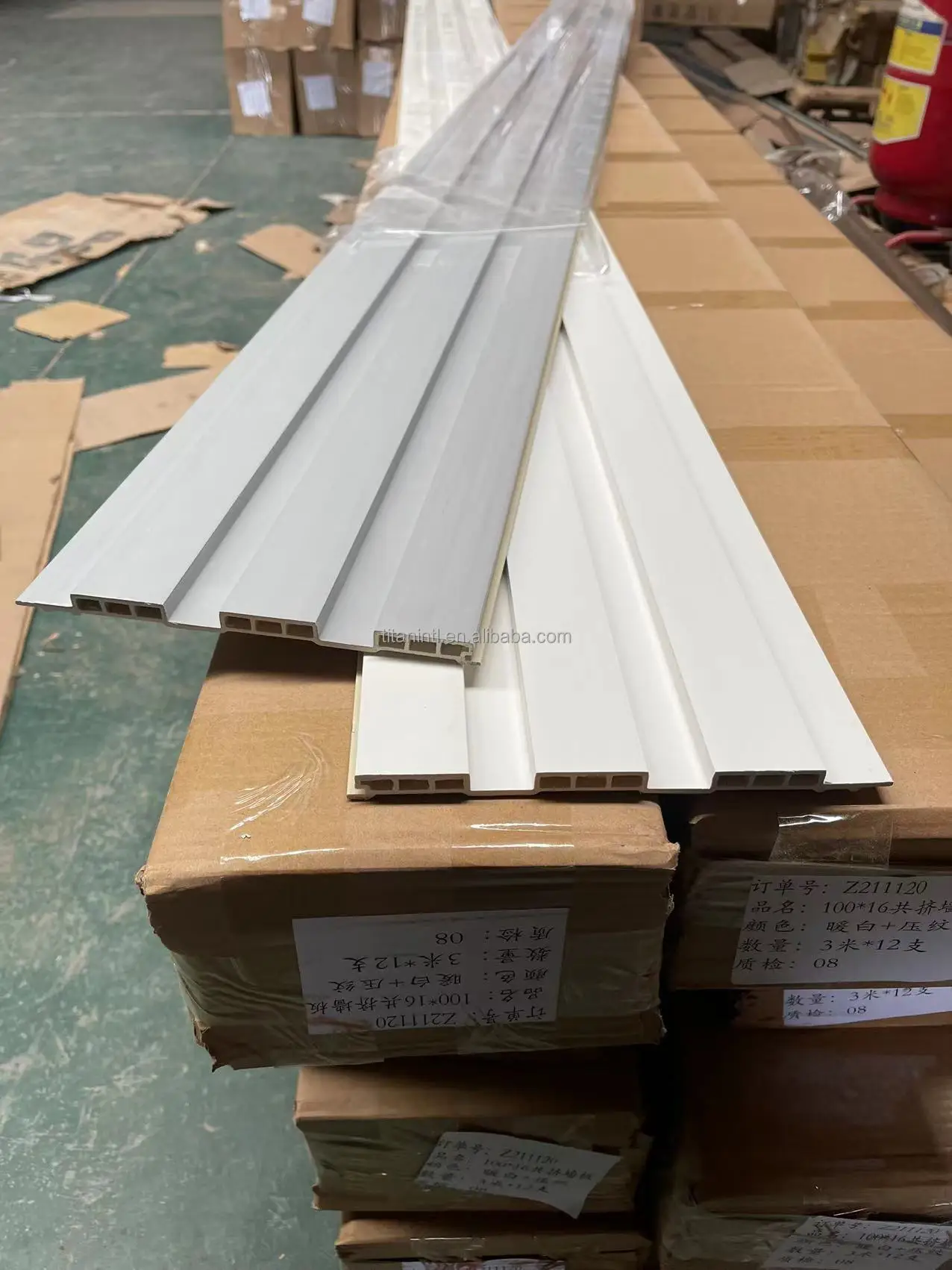 Acoustic Plastic Composite Garden Cladding - Waterproof WPC Wall Panels