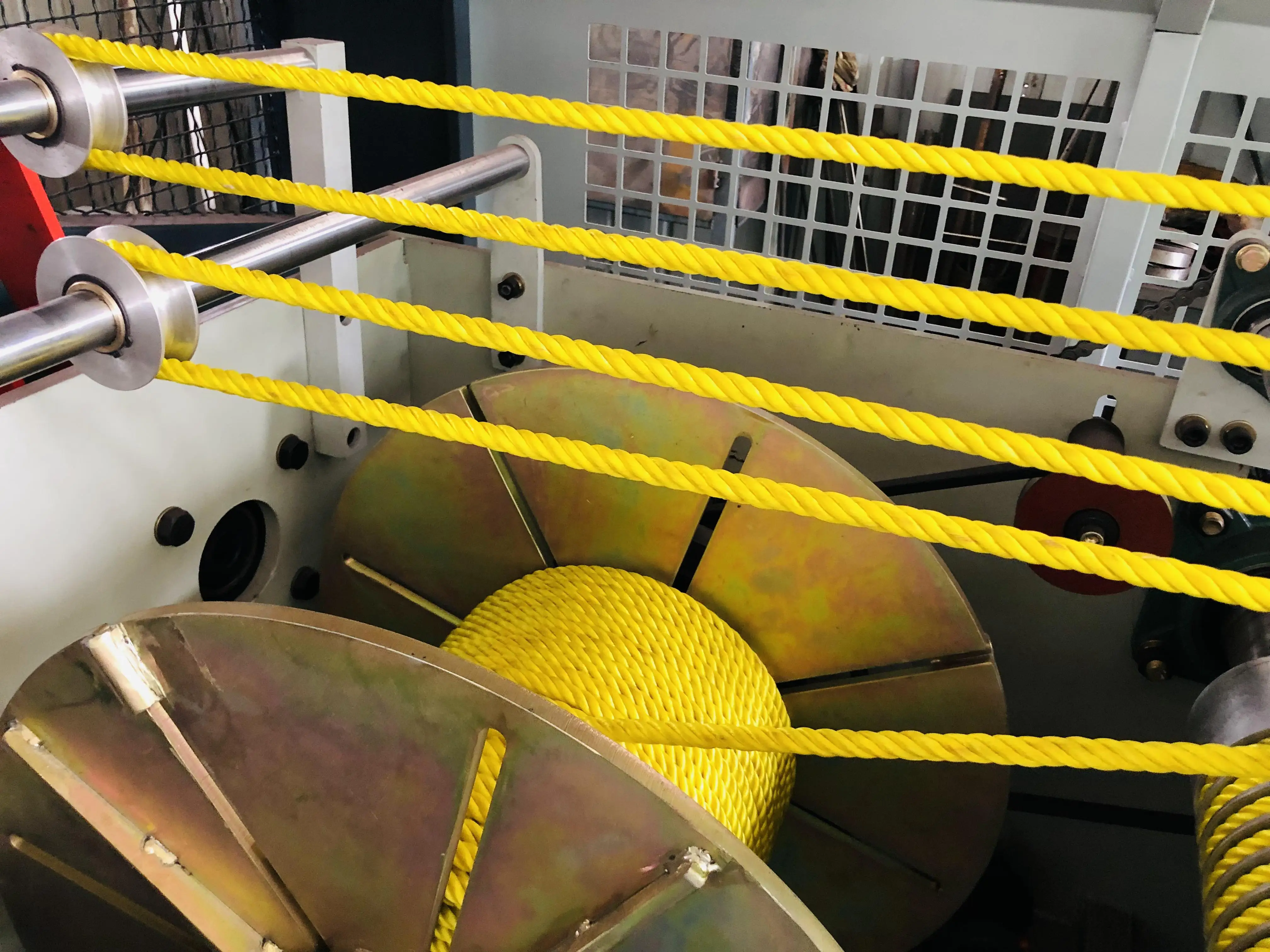 Máquina extrusora de hilo de rafia de polipropileno PP plástico 2025 ...