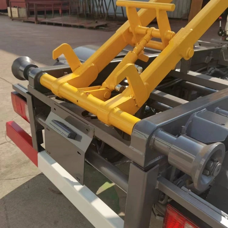 3 Tons 6600 Lbs Small Foton Hook Lift Garbage Truck 4x2 diesel Engine ...