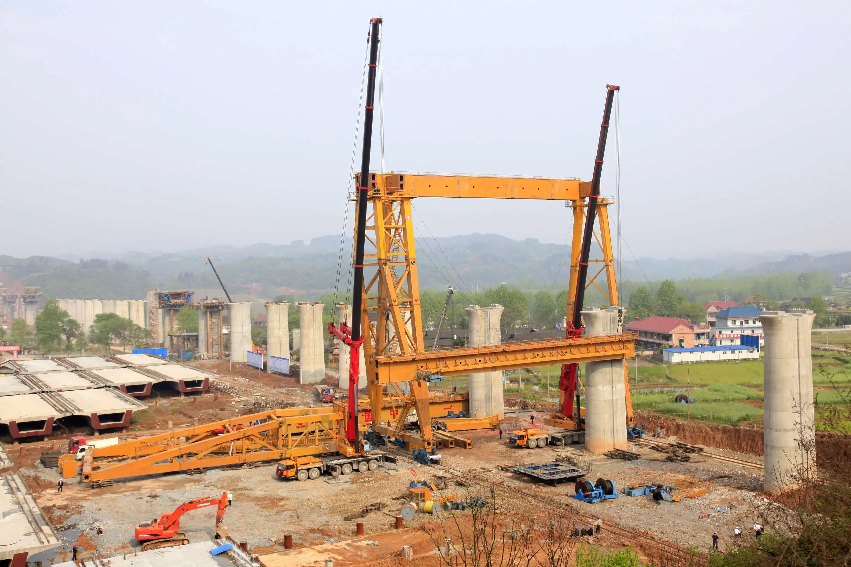 High Quality SCC600TB 60t Telescopic Boom Crawler Crane Inexpensive ...