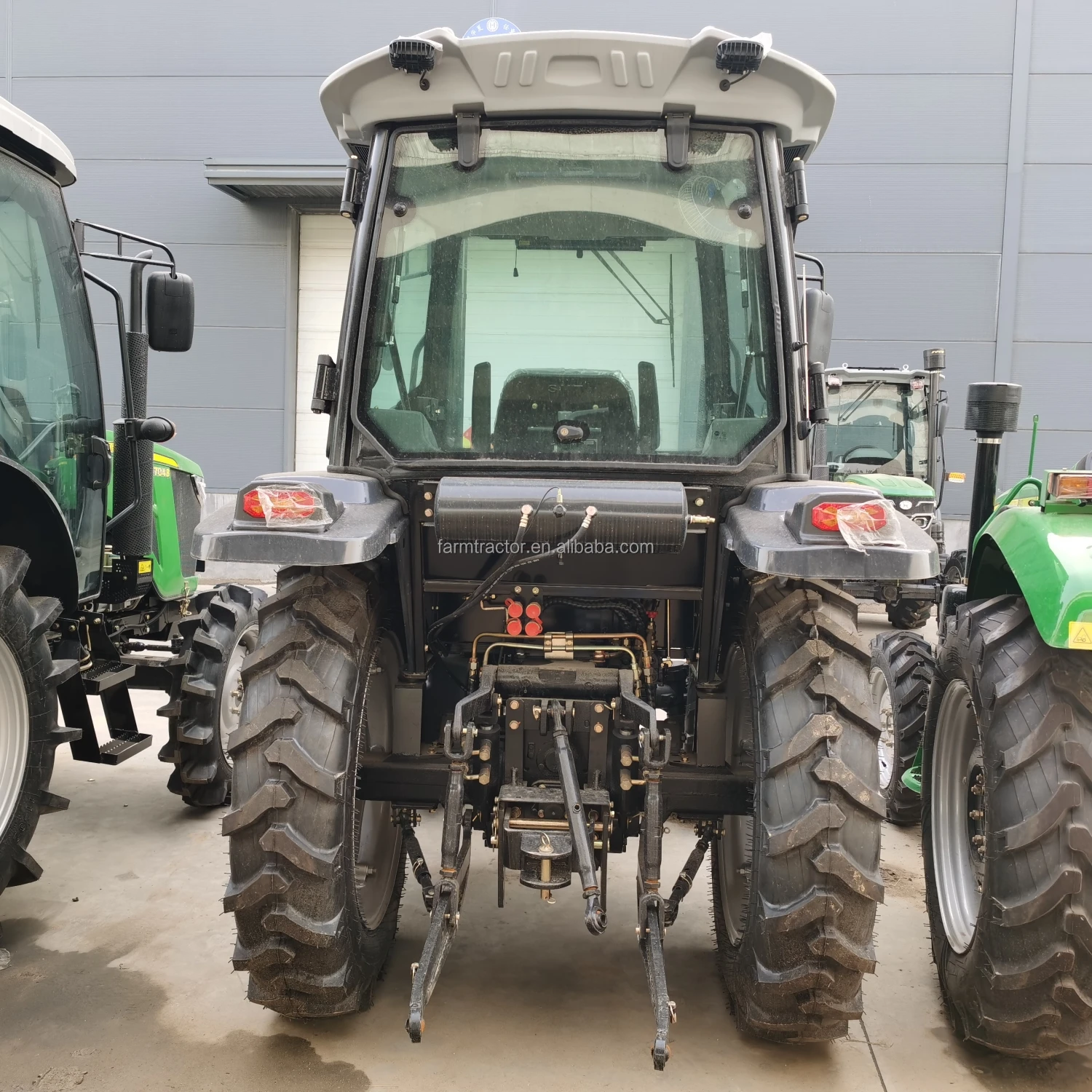 Tractor HX504 - 4WD Farm Tractor with Energy Saving Features