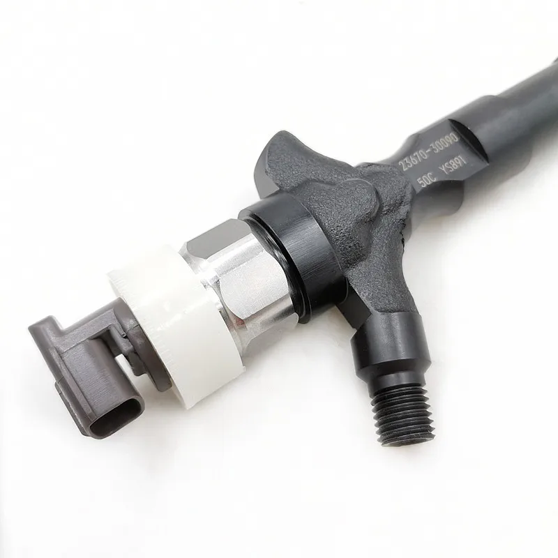 Common Rail Injector Fuel Injector 23670-30090 - Buy Disel Engine Parts ...