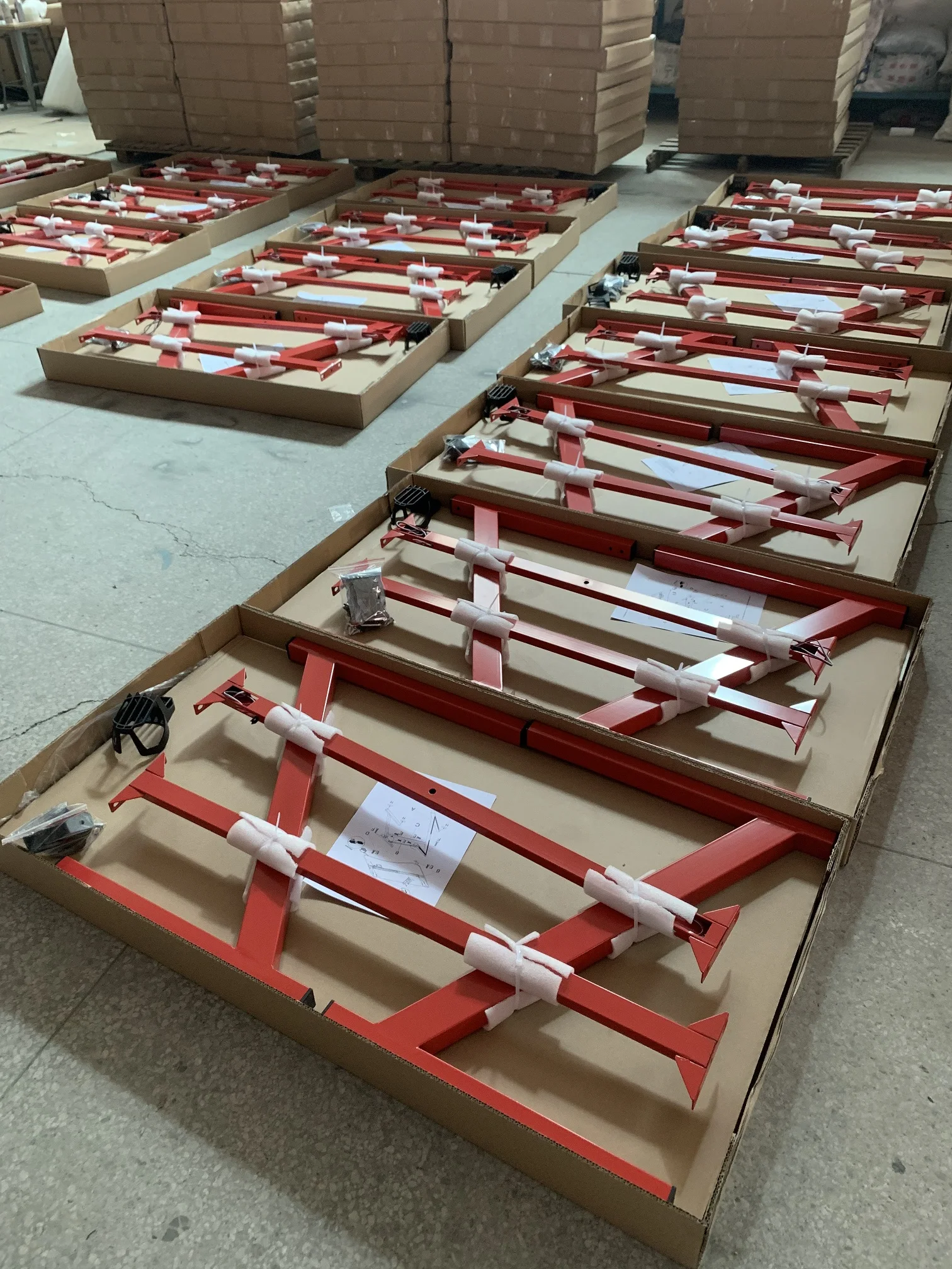 Simple Computer Table Steel Wood Structure Office Executive L Shaped ...