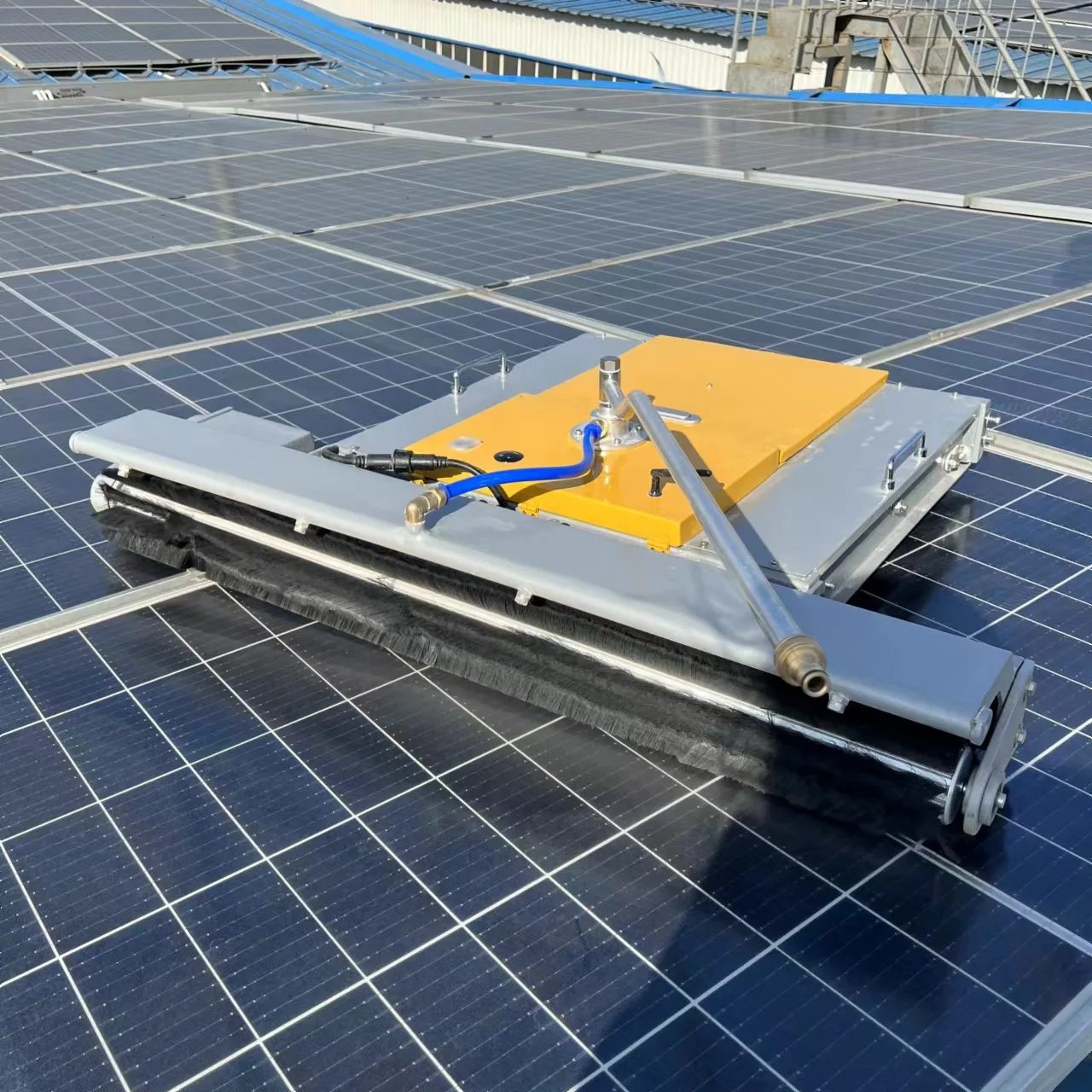 Efficient Nettoyeur Robot Solar Panel Cleaning Machine Innovative ...