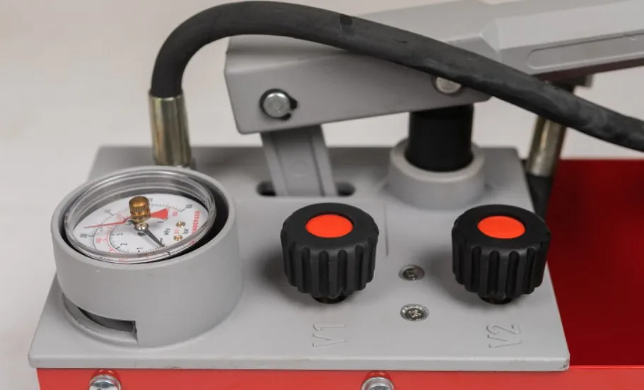HSY30-5 Hand Pressure Test Pump - Reliable & Durable