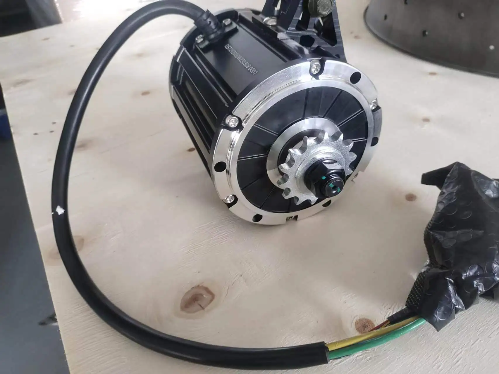 Qs120 2000w 70h Mid Drive Motor Sprocket Type 428 Pmsm Permanent Magnet Inner Rotor Motor For ...