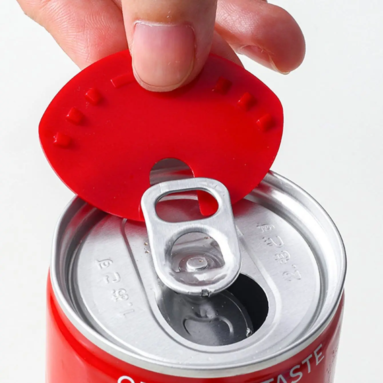 Soda Can Lid Sealer - Eco-Friendly Beverage Can Protector