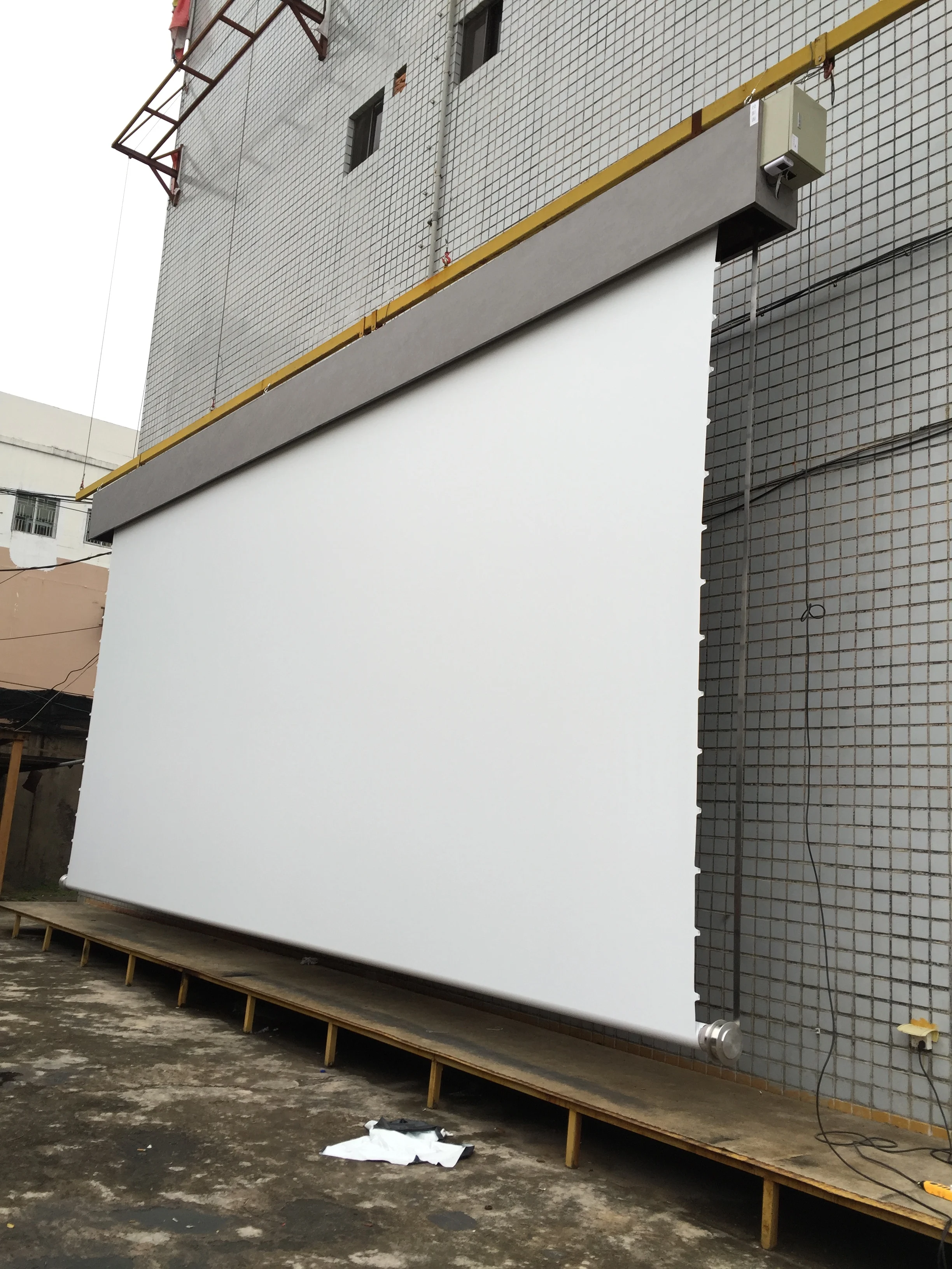 Motorized Projector Screen 200 Inch HD - Indoor & Outdoor Electric ...