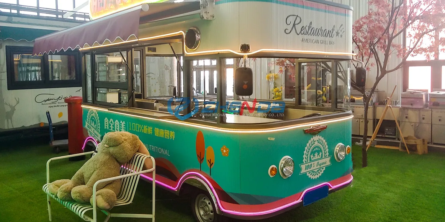 Outdoor Street Fast Mobile Food Cart Truck Trailer With Kitchen Frozen ...