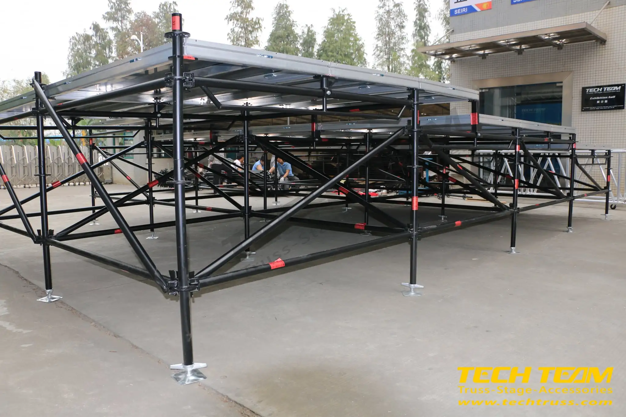 Big Show Scaffolding - Layher Stage Systems for Events