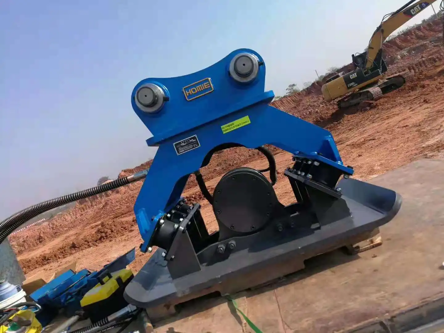 Mini Vibrator Plate Compactor Earth Moving Compactor For Mini 25-30 Ton ...