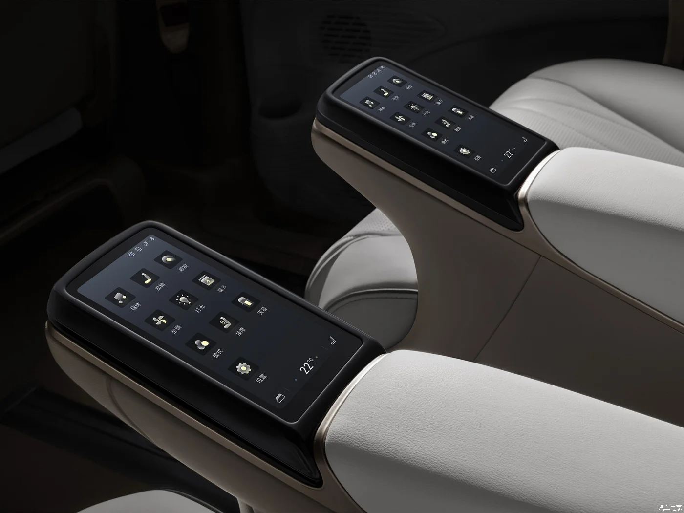 BYD Denza D9 - Luxurious Electric MPV with 7 Seats