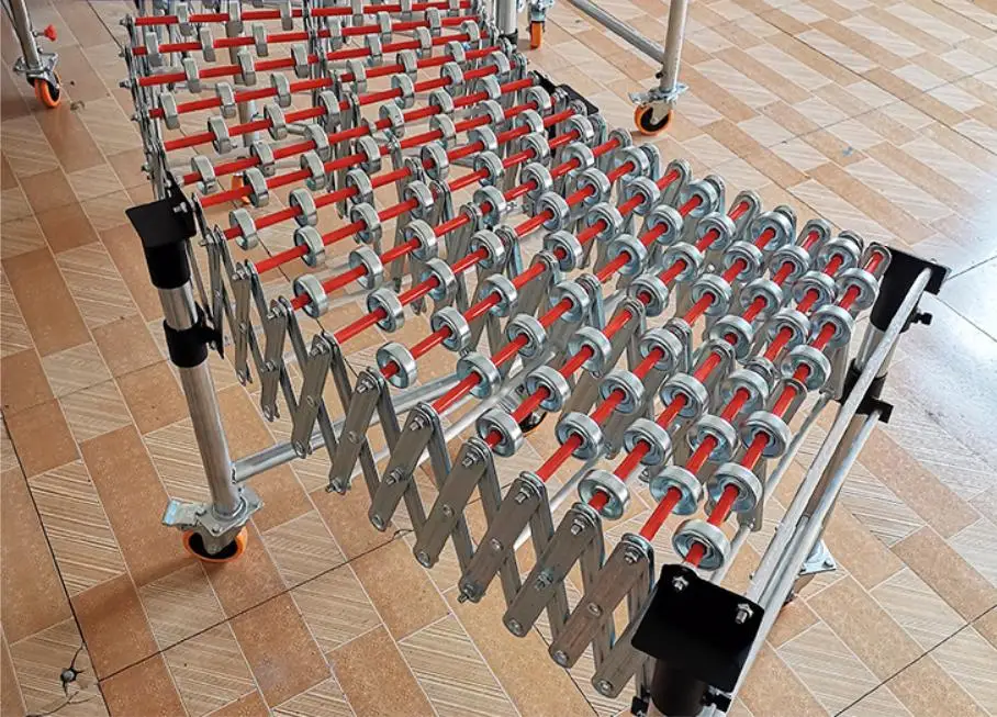 Skate Wheel Flexible Conveyor Telescopic Roller Conveyor For Truck ...