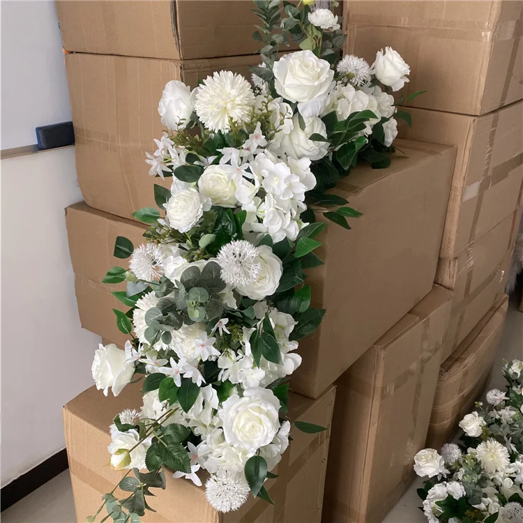 White Customized Artificial Flower Runner For Wedding Centerpieces ...