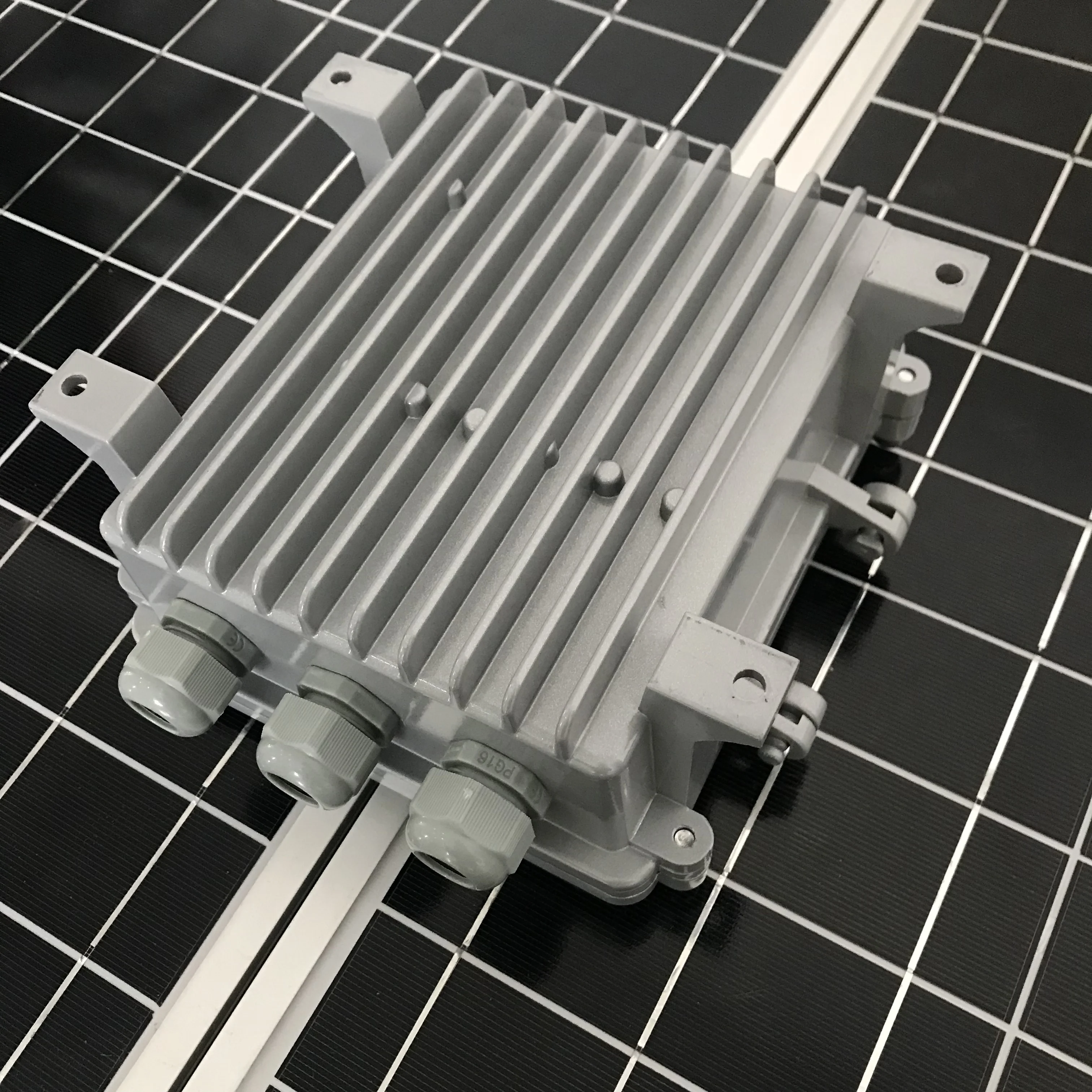 Solar Brushless Dc Mppt Controller For Bldc Water Pump With Rs485 Gprs Function - Buy Solar Dc ...