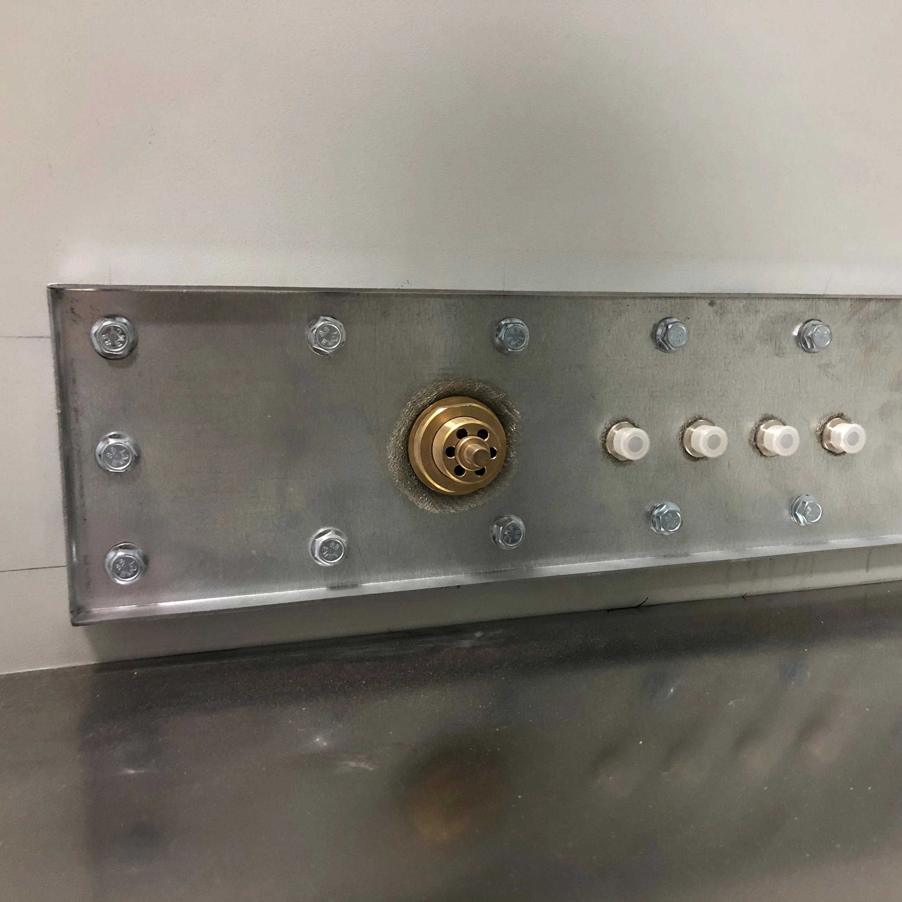 Brass Six Ways Fiber Optic Waveguides For Rf Shielding Room - Buy ...