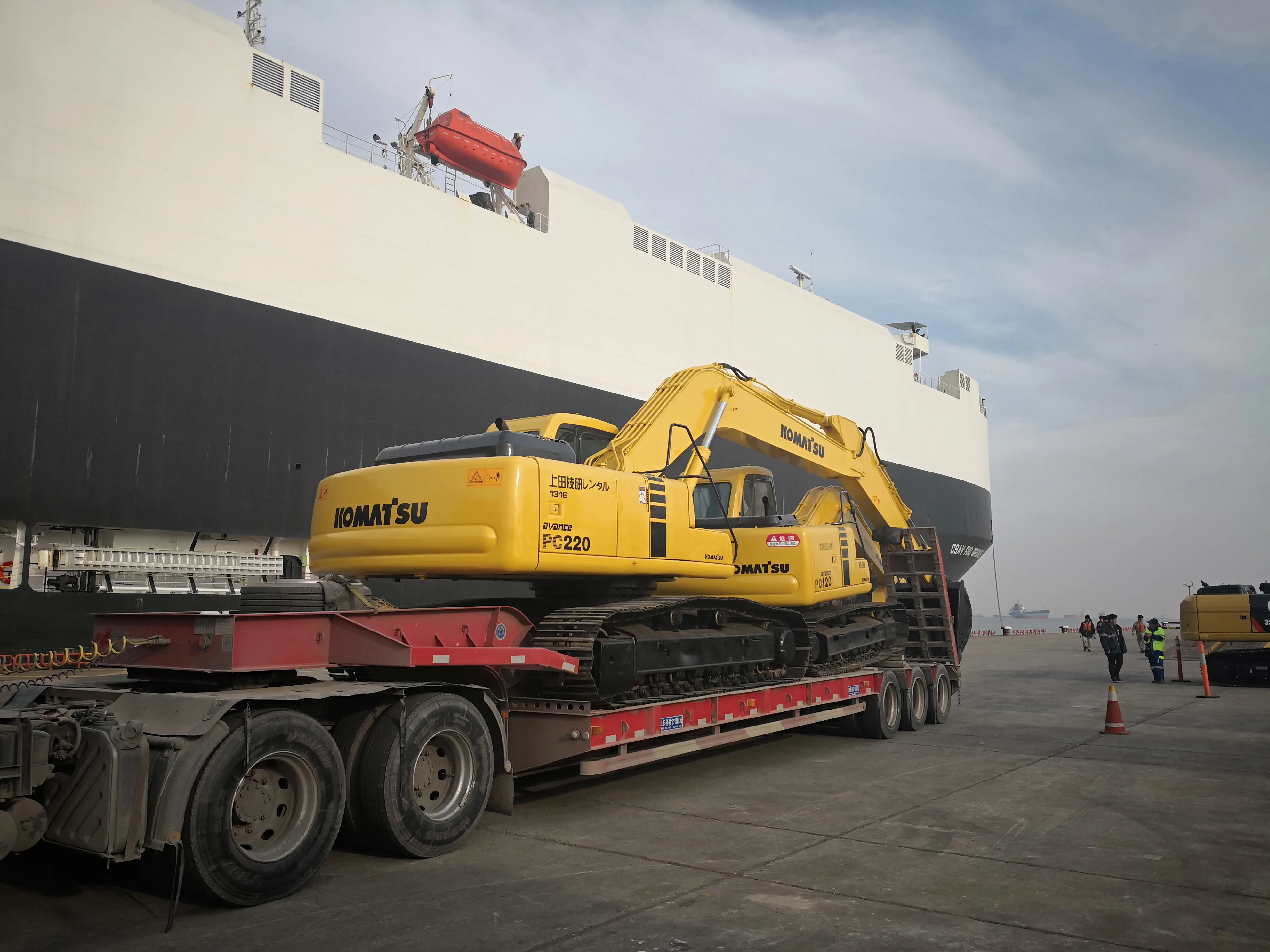 Second Hand Construction Equipment Komatsu 30 Crawler Excavator Machine ...