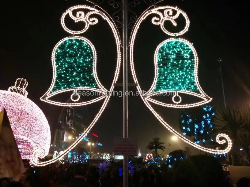 Christmas Street Pole Decoration Lighted Bells - Buy Christmas Pole ...