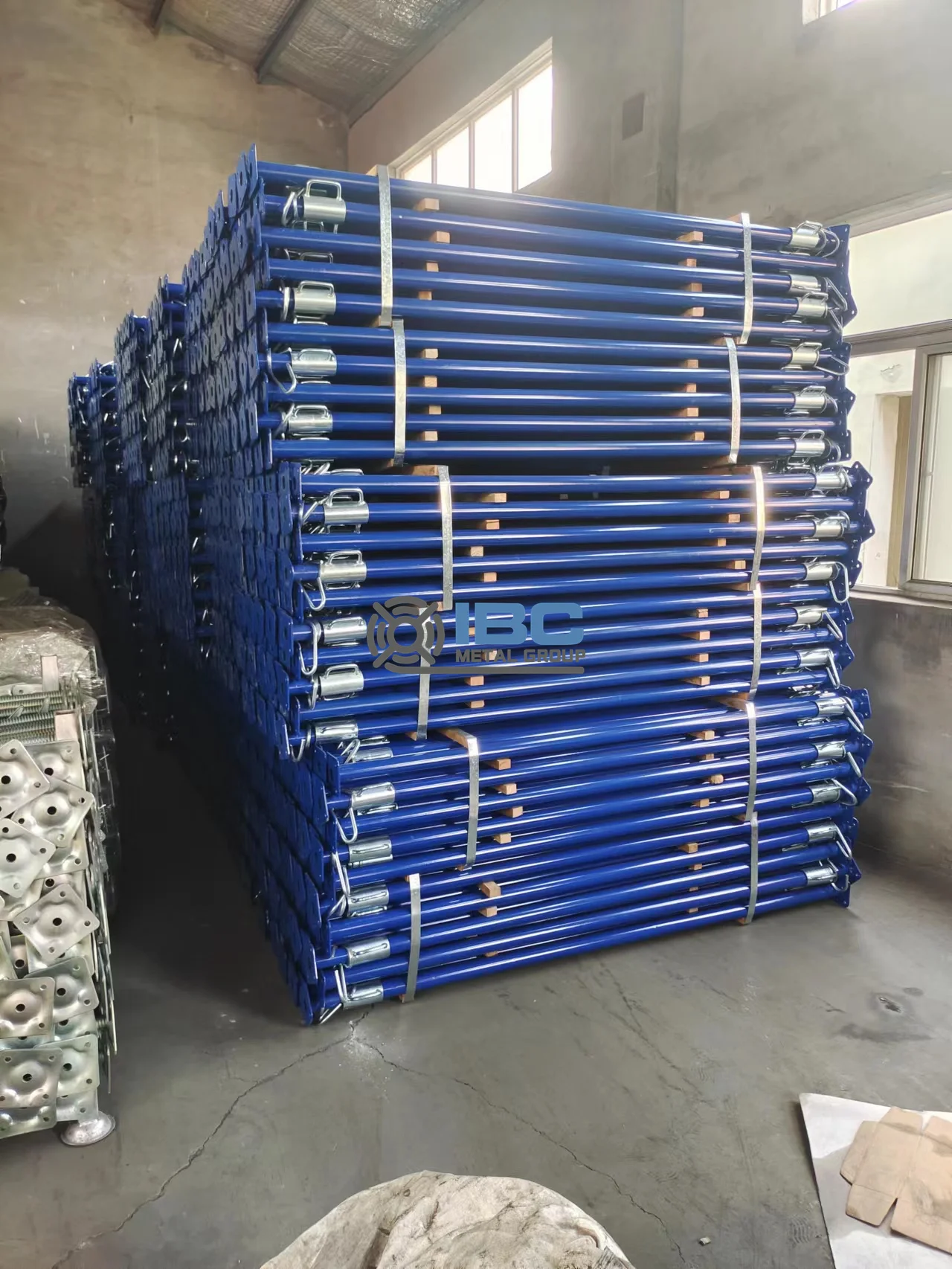 Easy Scaffolding - Painted Color Mobile Tower Scaffold