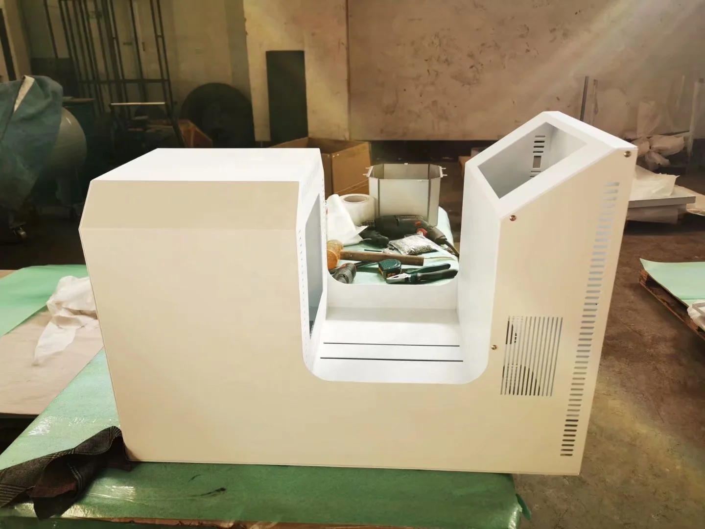 Custom Sheet Metal Fabrication - Durable & Versatile Solutions