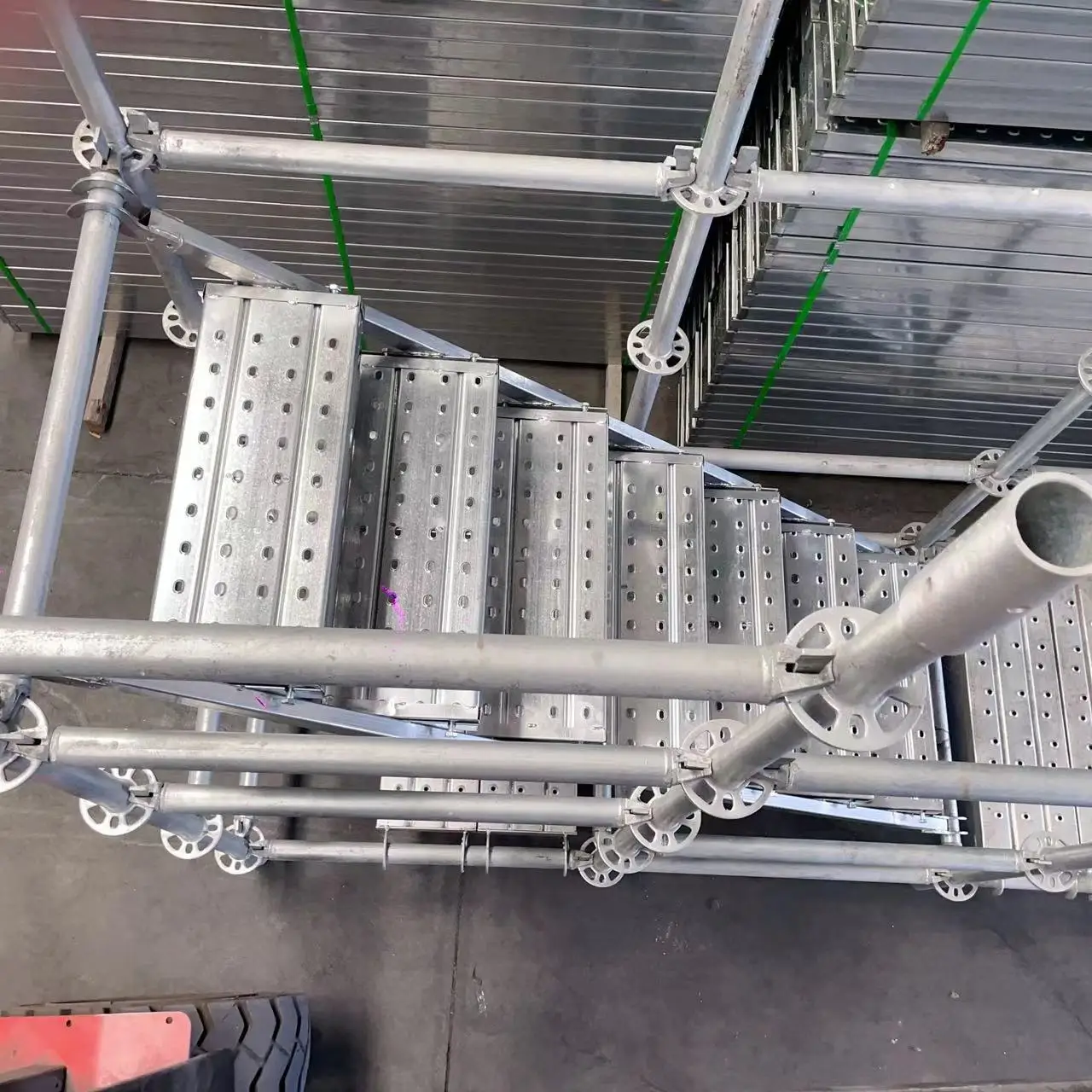 Scaffolding Perforated Steel Planks Steel Scaffolding Climbing Ladders ...