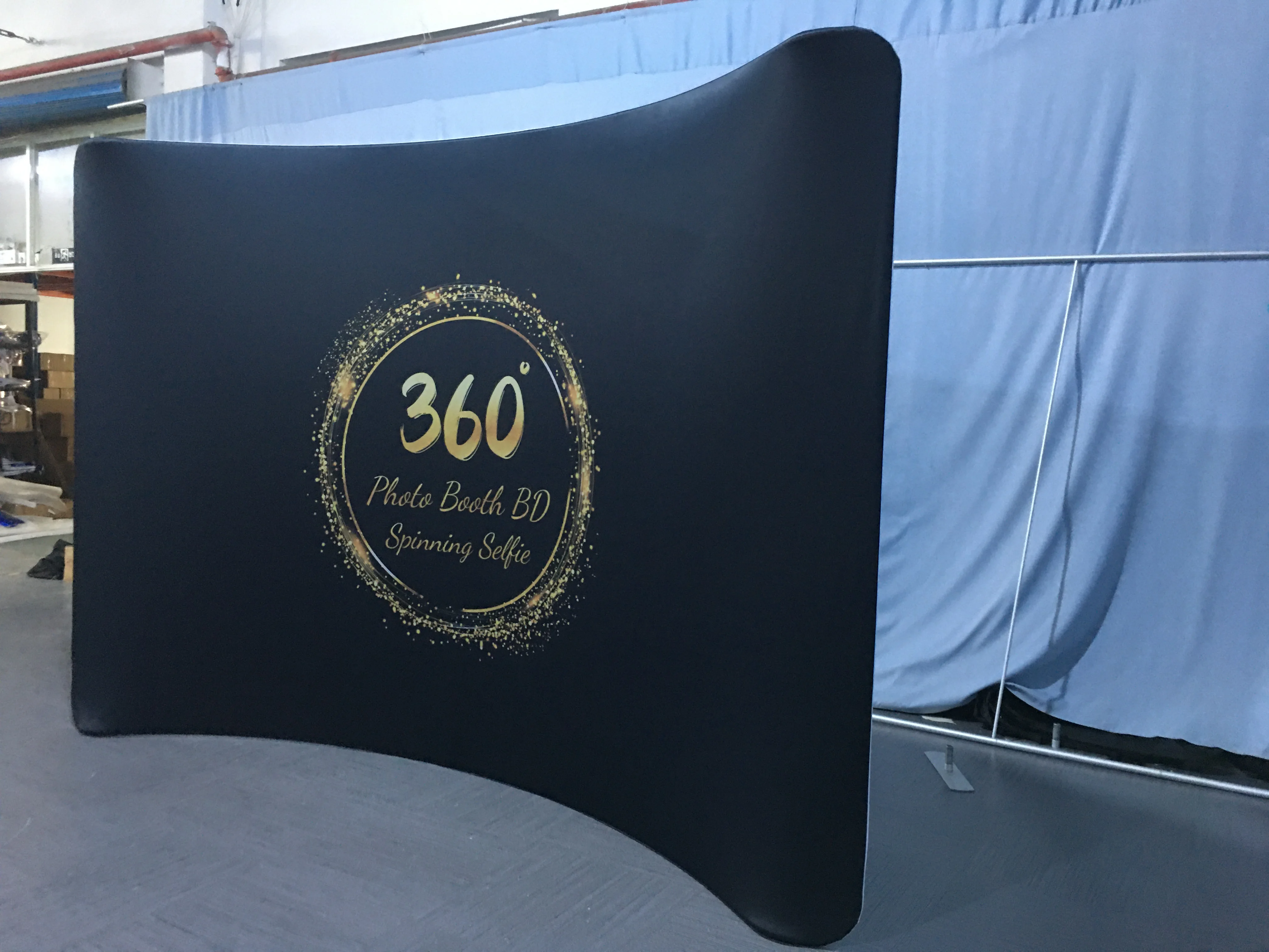 Portable Advertising Tension Fabric Display - Event Exhibition Curved ...
