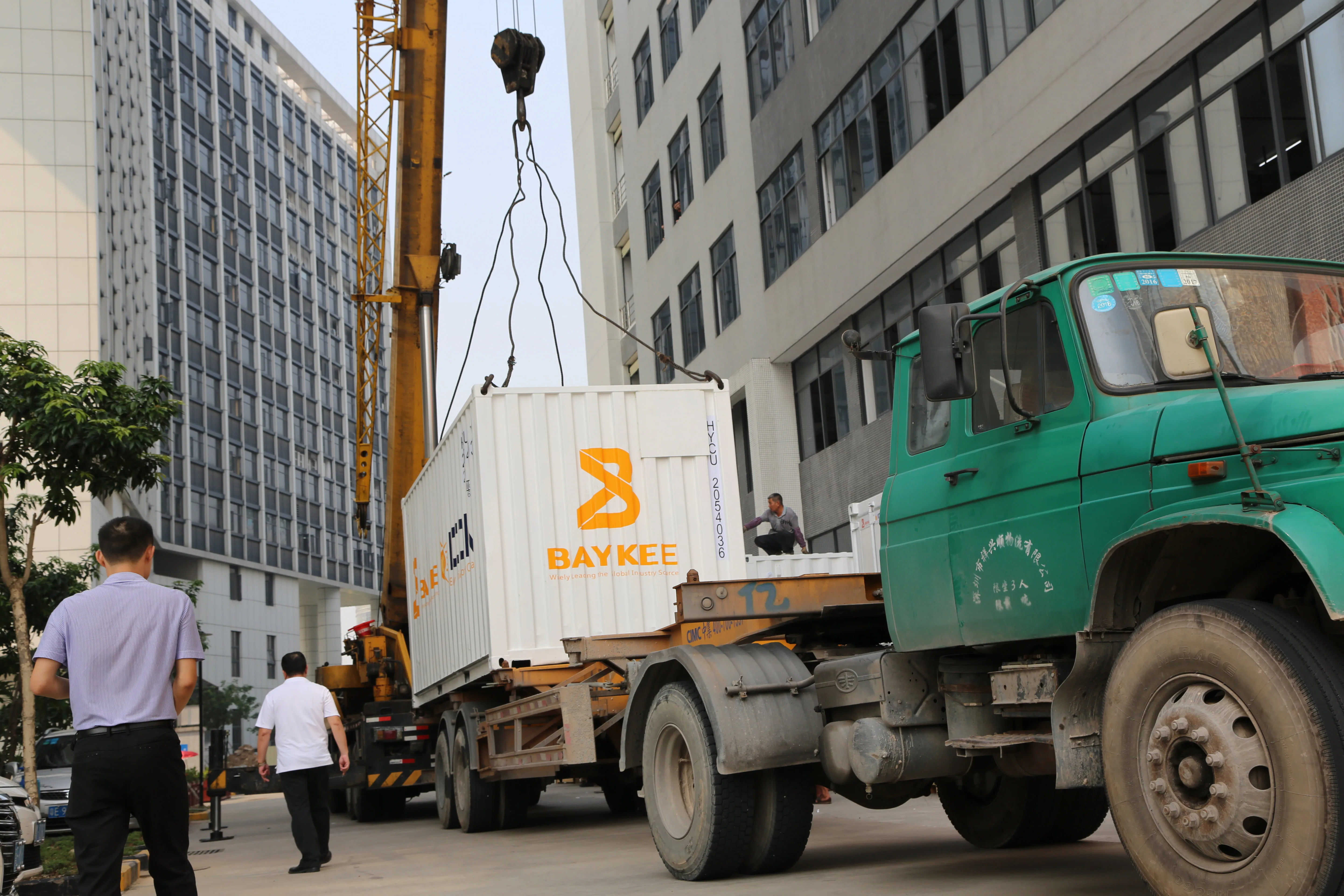 2.5MW 5mwh Battery Energy Storage System for Solar & Wind