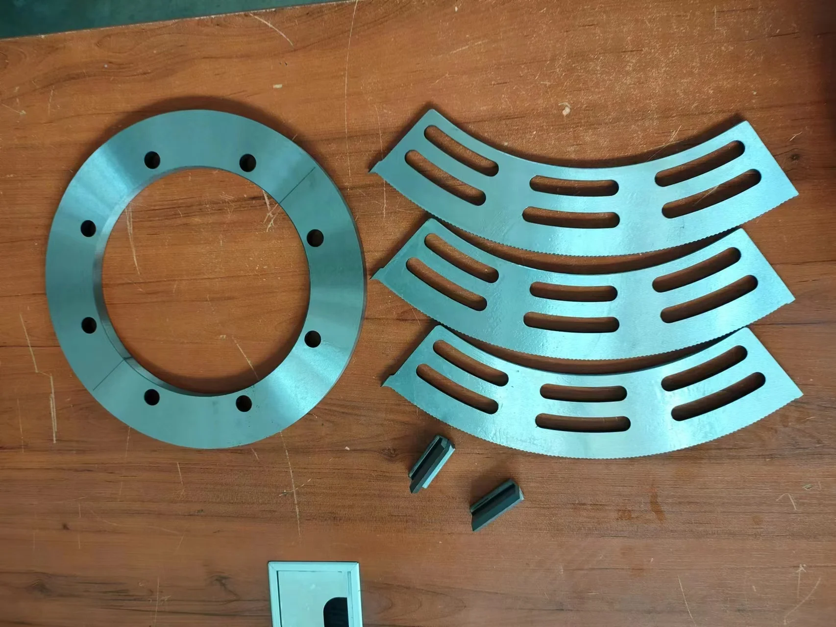 Corrugated Board Slotting Knife Makes The Board Open Flat Without Burrs ...