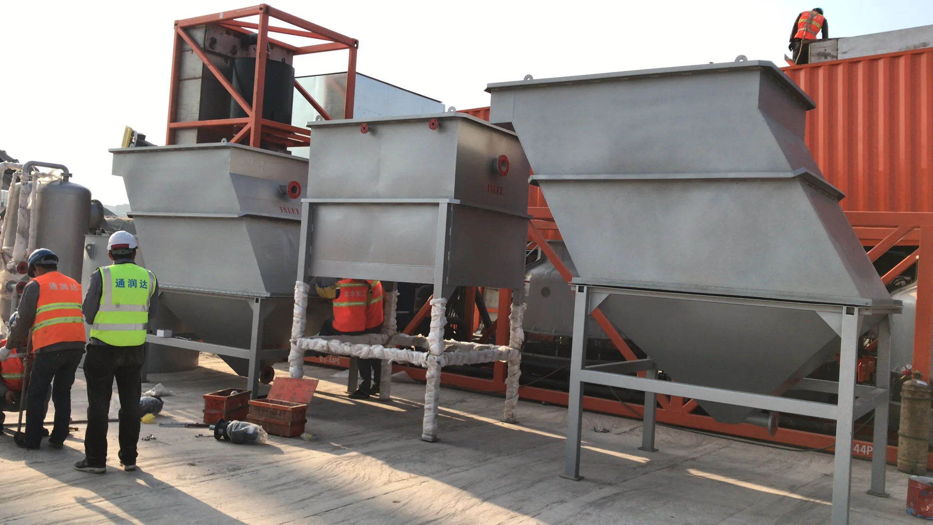 Tangki Sedimentasi Penjernih Sistem Pengolahan Air Limbah Industri ...